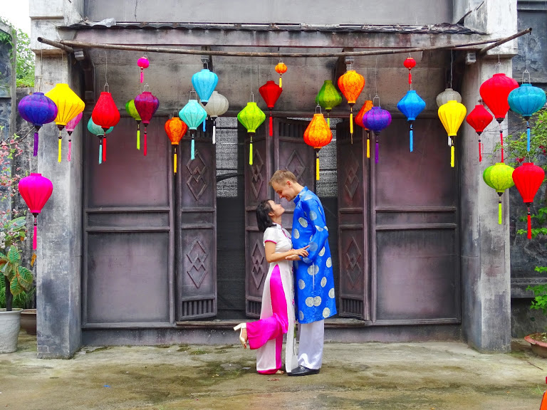 Dâu Tây, rể ngoại học ăn Tết Việt - Tuổi Trẻ Online