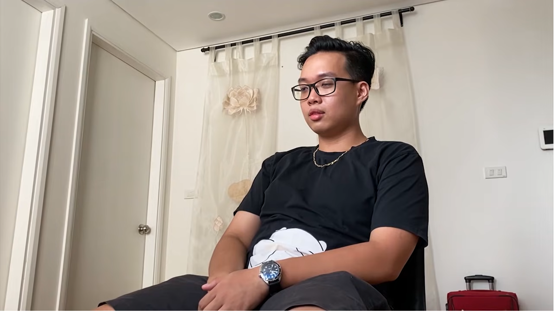 Rapper Chí bị phạt 45 triệu vì bản rap Thích Ca Mâu Chí, không phạt cả ...