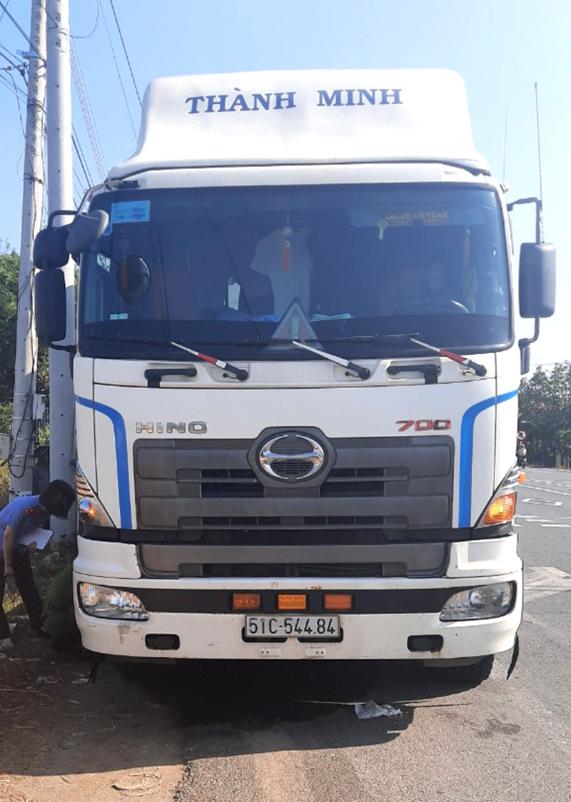 Xe kéo rơmoóc tông chết người rồi bỏ chạy khỏi hiện trường 60km - Tuổi ...