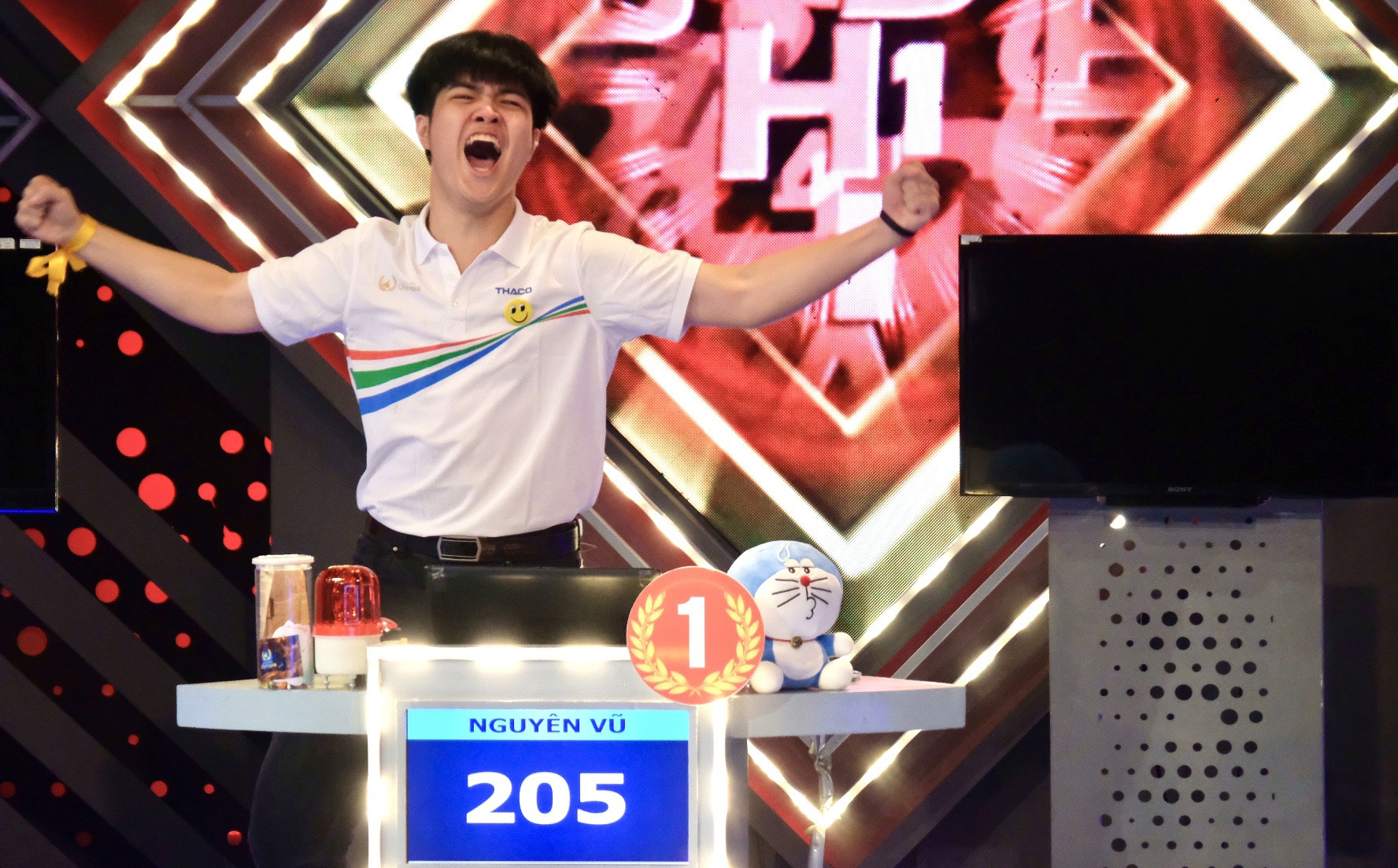 Chung kết Đường lên đỉnh Olympia: Cú lội ngược dòng của cậu học trò ...