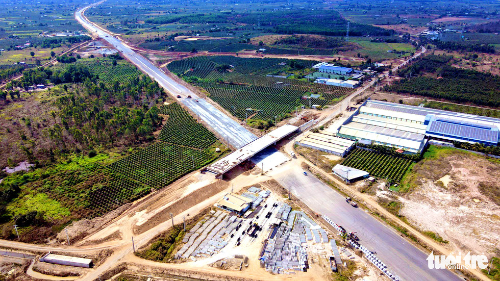 Hình ảnh cao tốc Dầu Giây - Phan Thiết trước ngày thông xe kỹ thuật ...