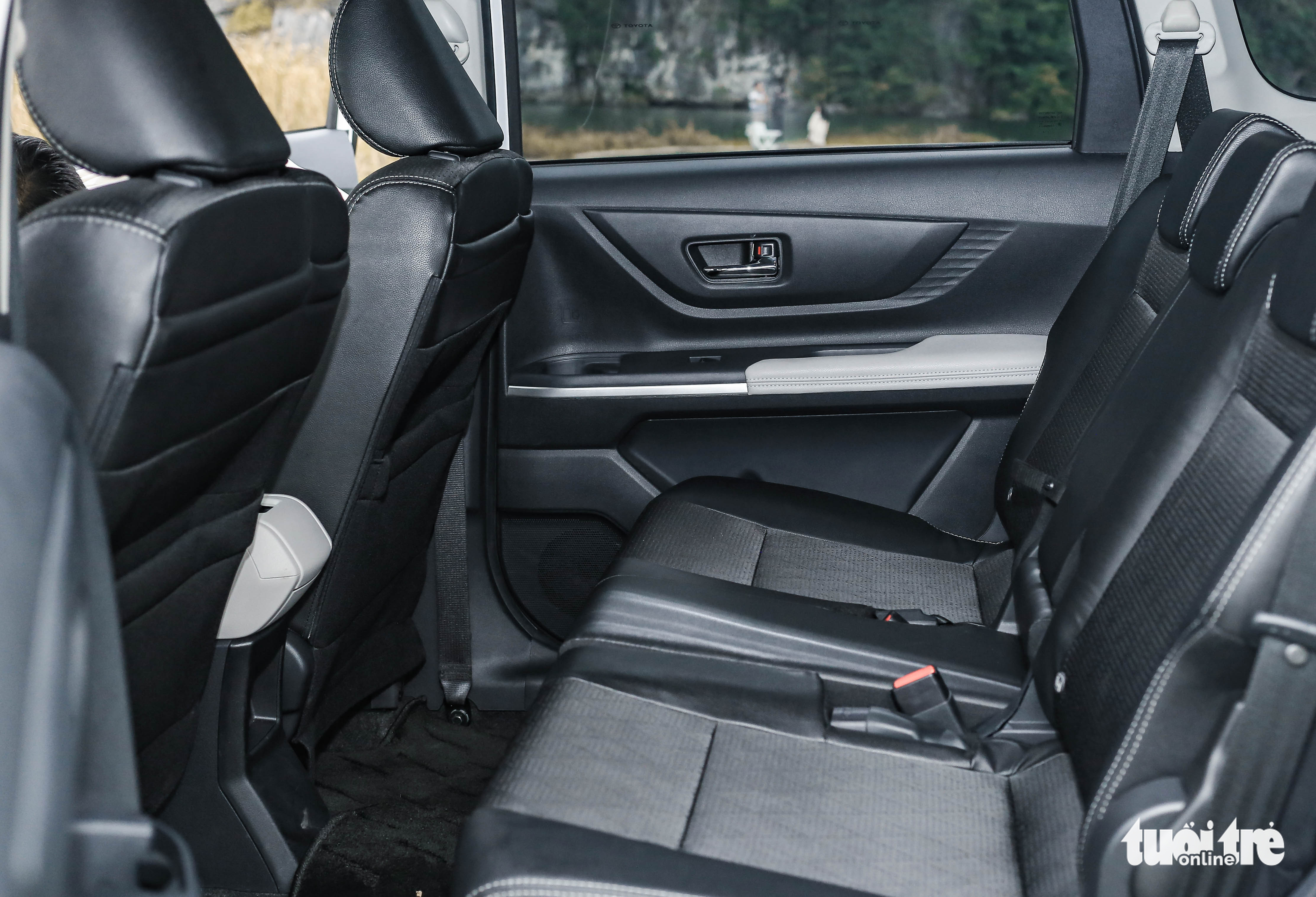 Ảnh thực tế Veloz Cross - MPV an toàn nhất của Toyota Việt Nam, thay ...