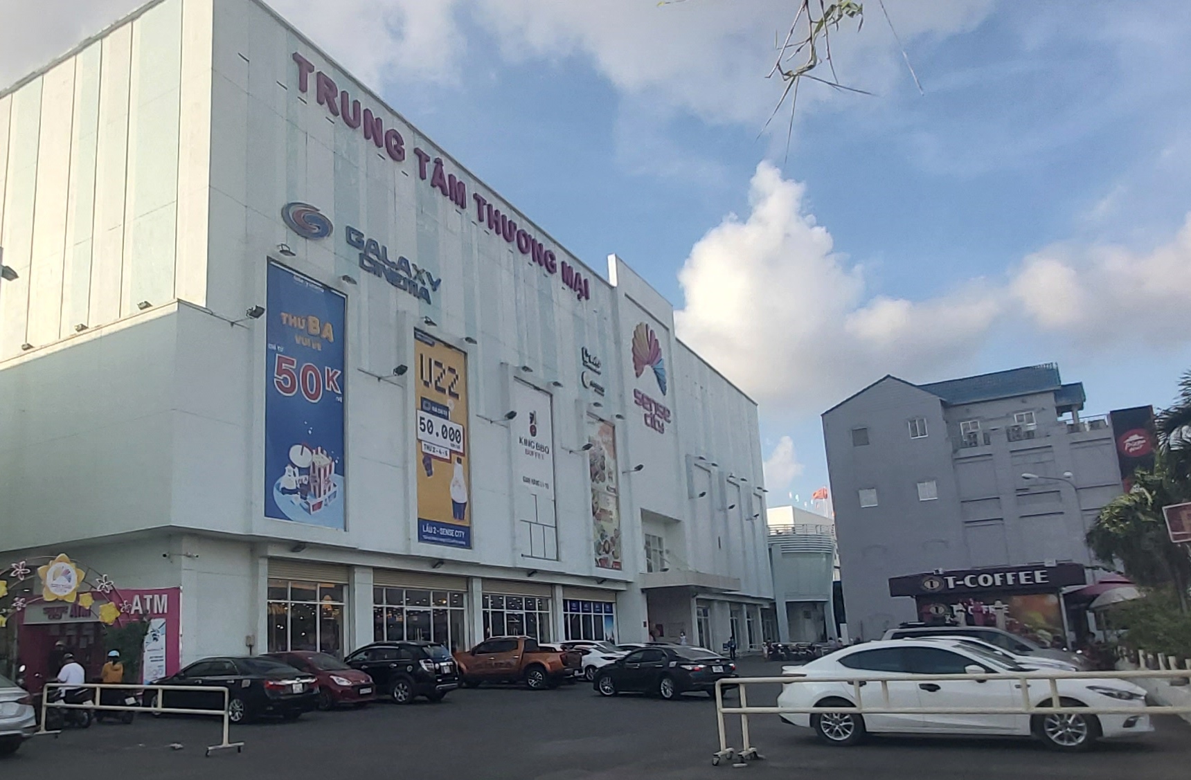 Đến chuỗi TTTM Sense City, mua đồ vừa ý - Tuổi Trẻ Online