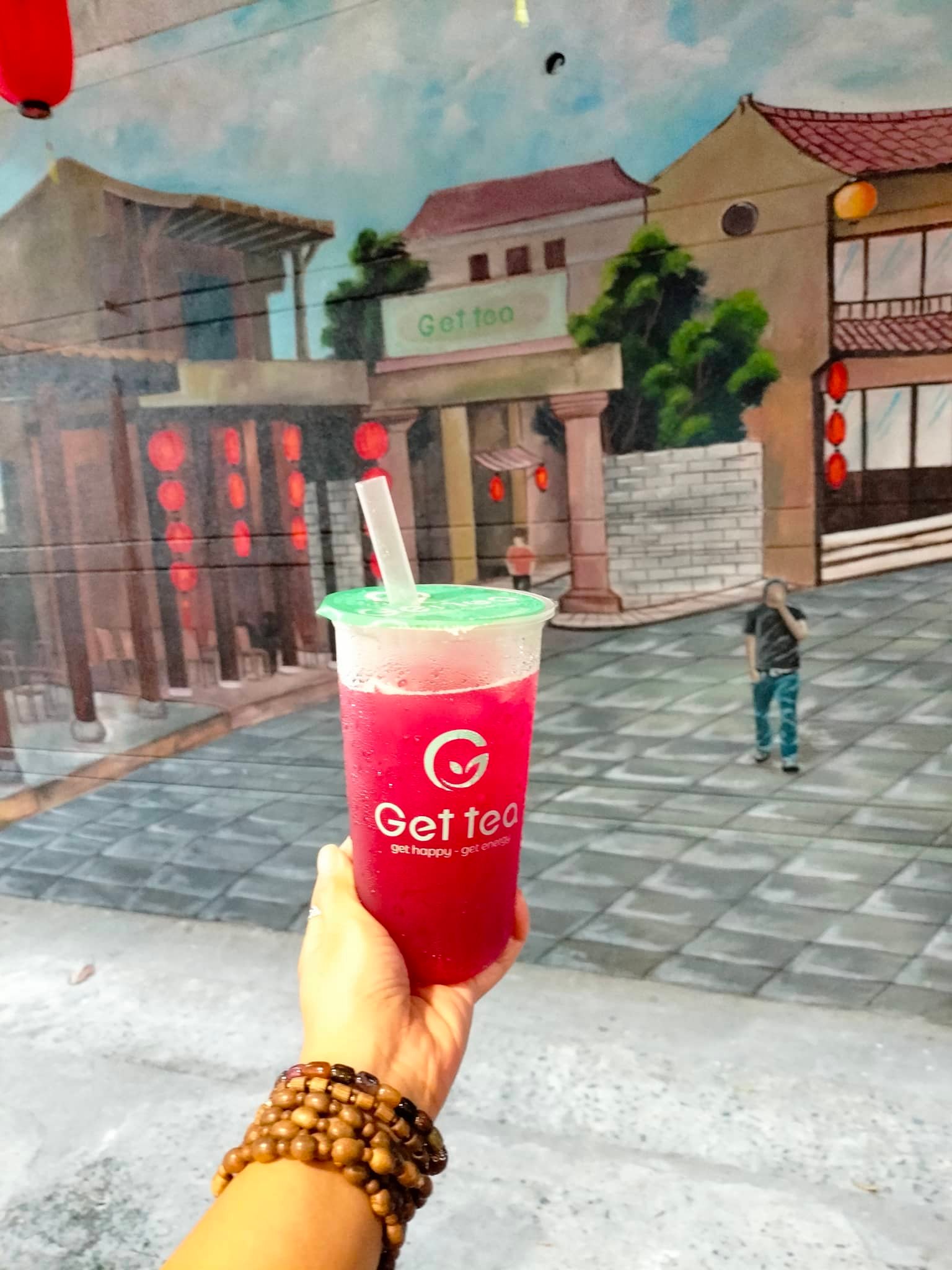 Chân dung anh chủ 9X mlem mlem của tiệm trà sữa, món ăn vặt khiến giới ...