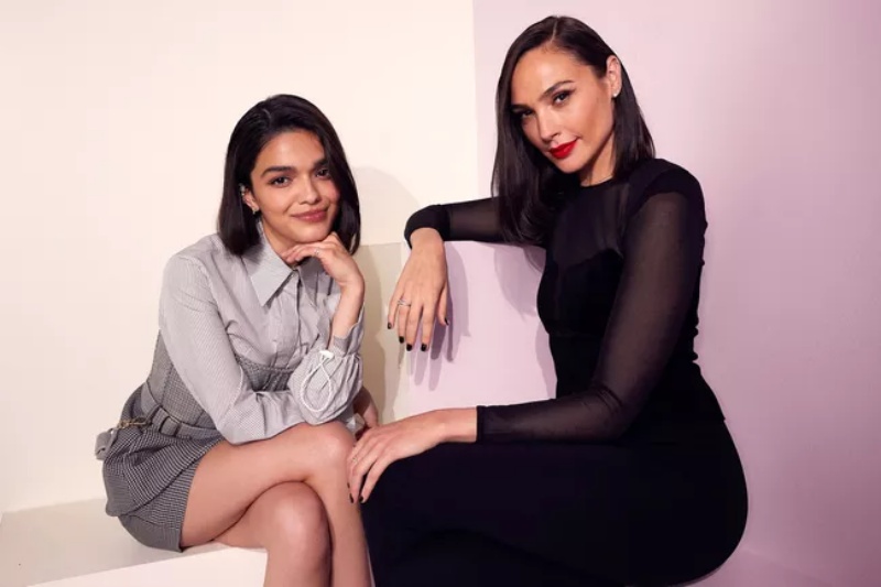 Disney tung tạo hình Bạch Tuyết, fan quyết đứng về phe Hoàng hậu - Tuổi ...