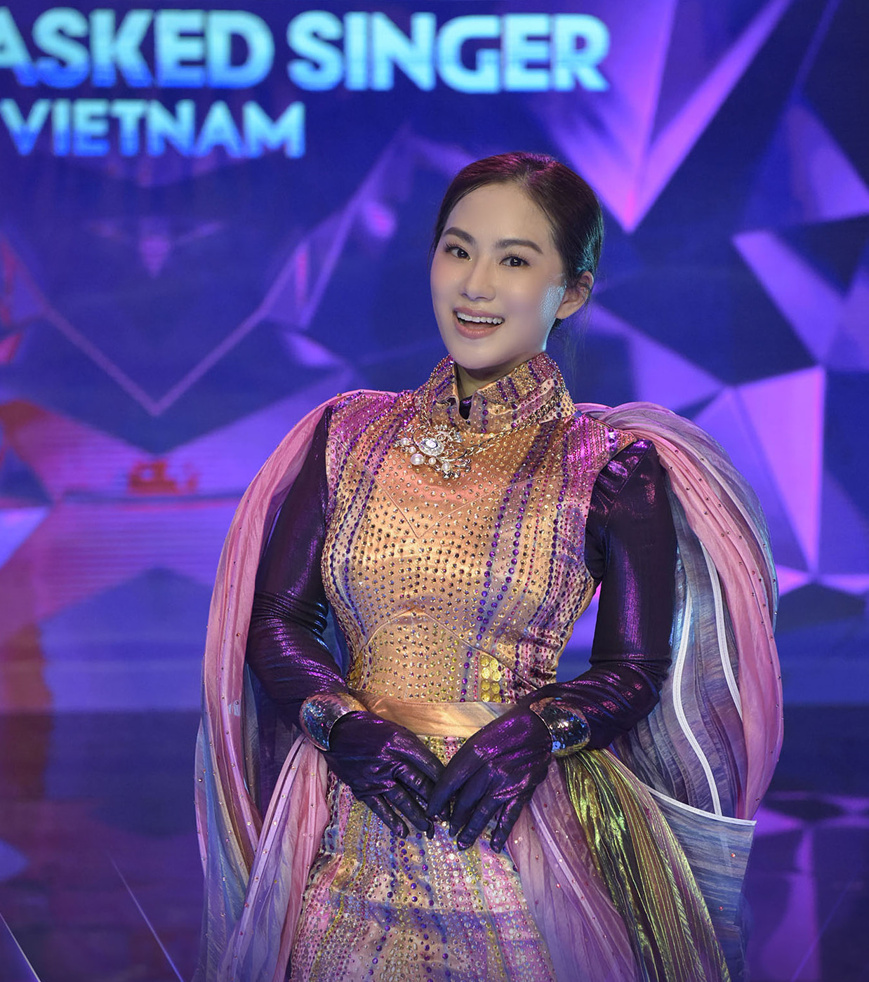 Chi Pu tiếp tục bị chỉ trích vì hình ảnh, ca từ dung tục trong Sashimi ...