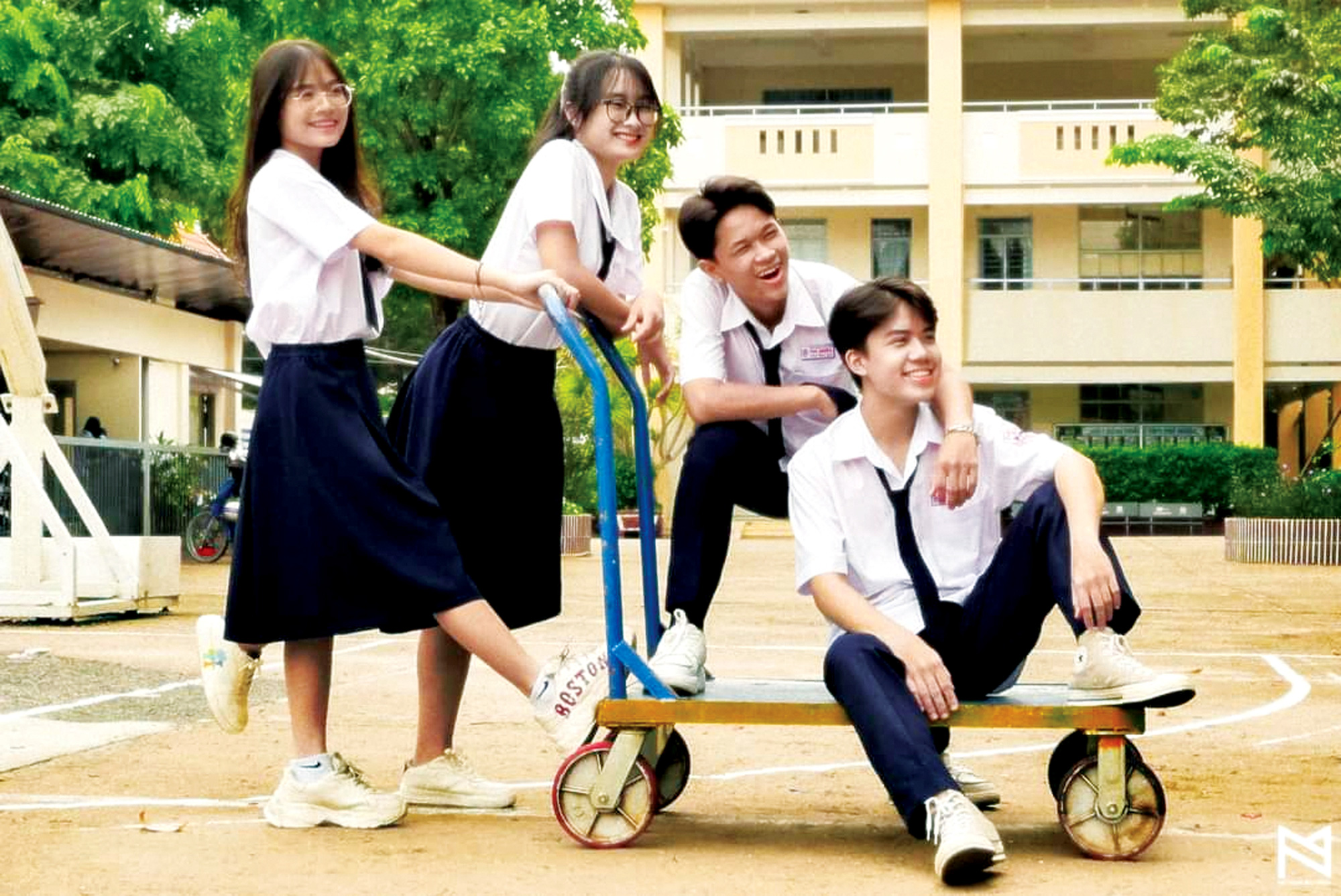 Xu hướng chia phe phái trong lớp rất toxic, bạn có biết cách phòng tránh?