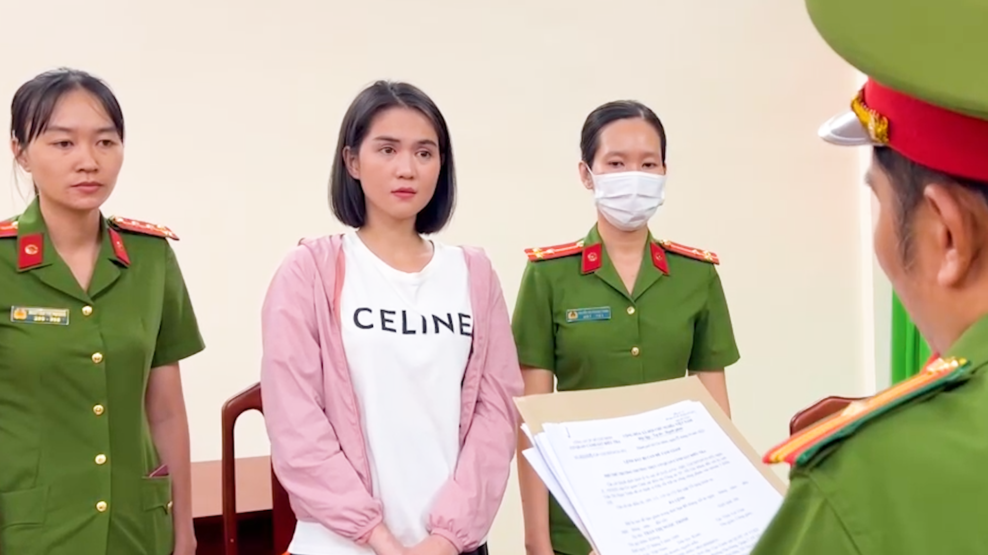 tin tức - Từ vụ Ngọc Trinh: Bài học cho việc 'câu view' trên mạng xã ...