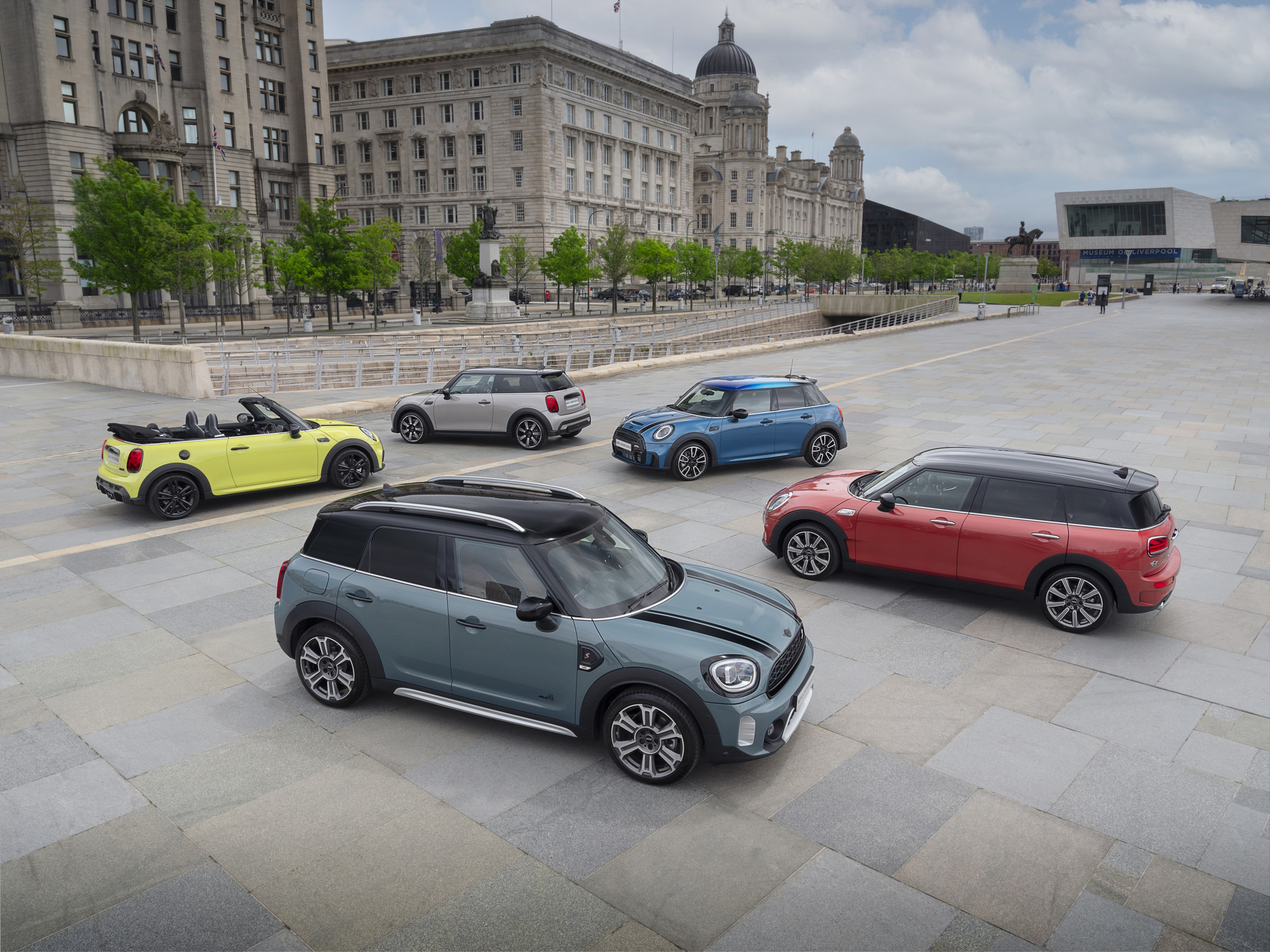 Cơ hội sở hữu xe MINI với ưu đãi lên đến 50% phí trước bạ - Tuổi Trẻ Online