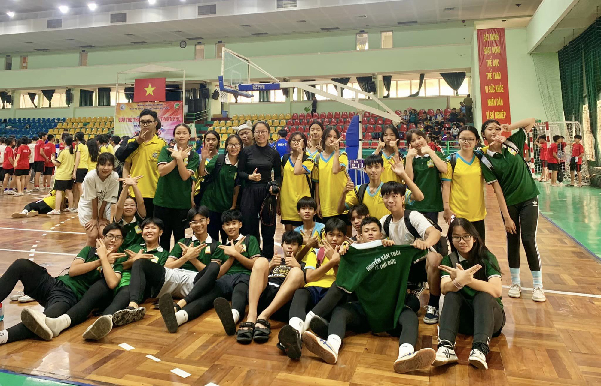 Giờ là lúc các câu lạc bộ thể thao trường học “lên sóng”