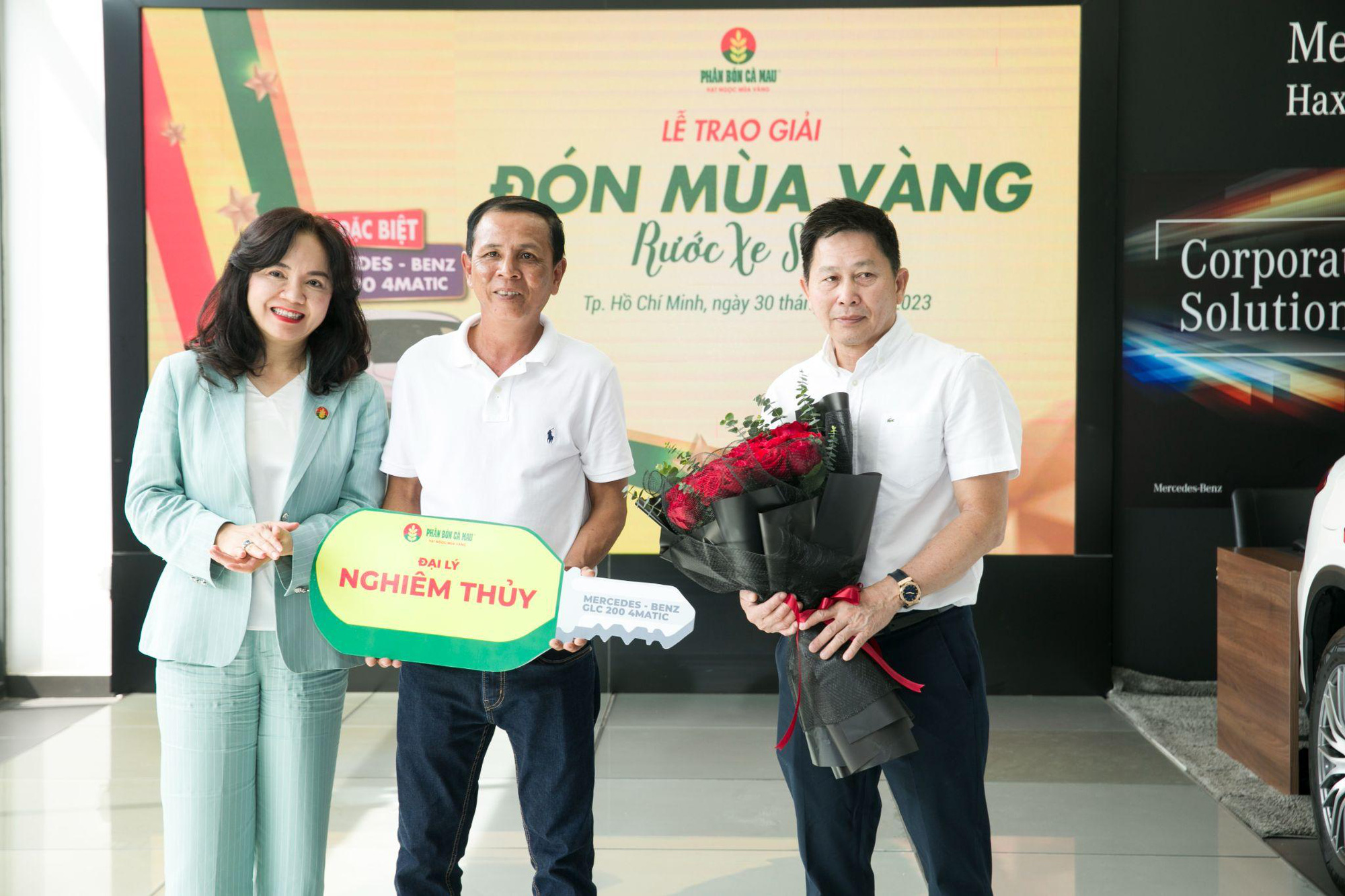 PVCFC trao thưởng chương trình 'Đón mùa vàng - Rước xe sang' - Tuổi Trẻ ...