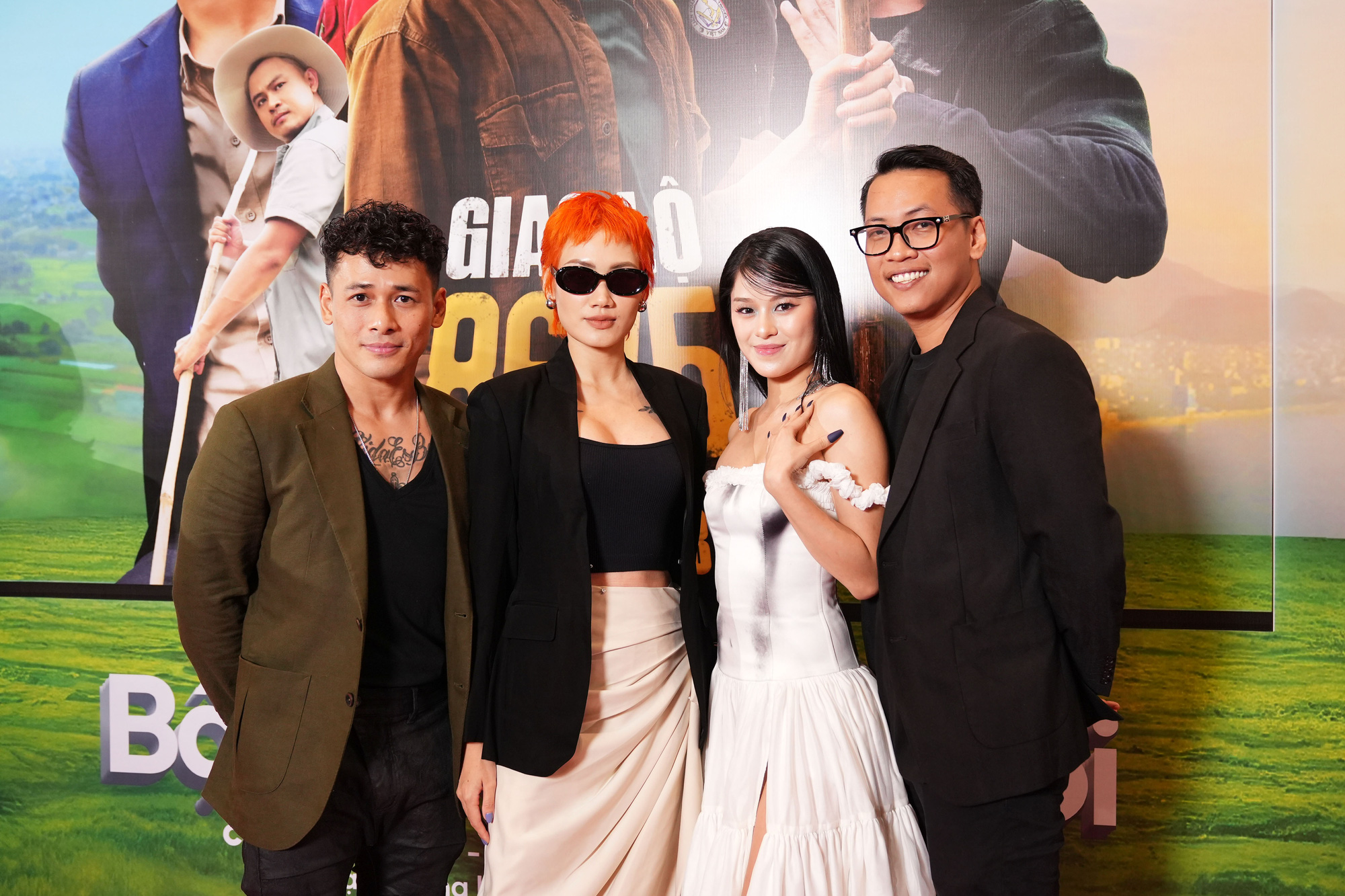 Isaac hoảng hốt vội vàng đính chính không yêu La Thành trong buổi ra ...