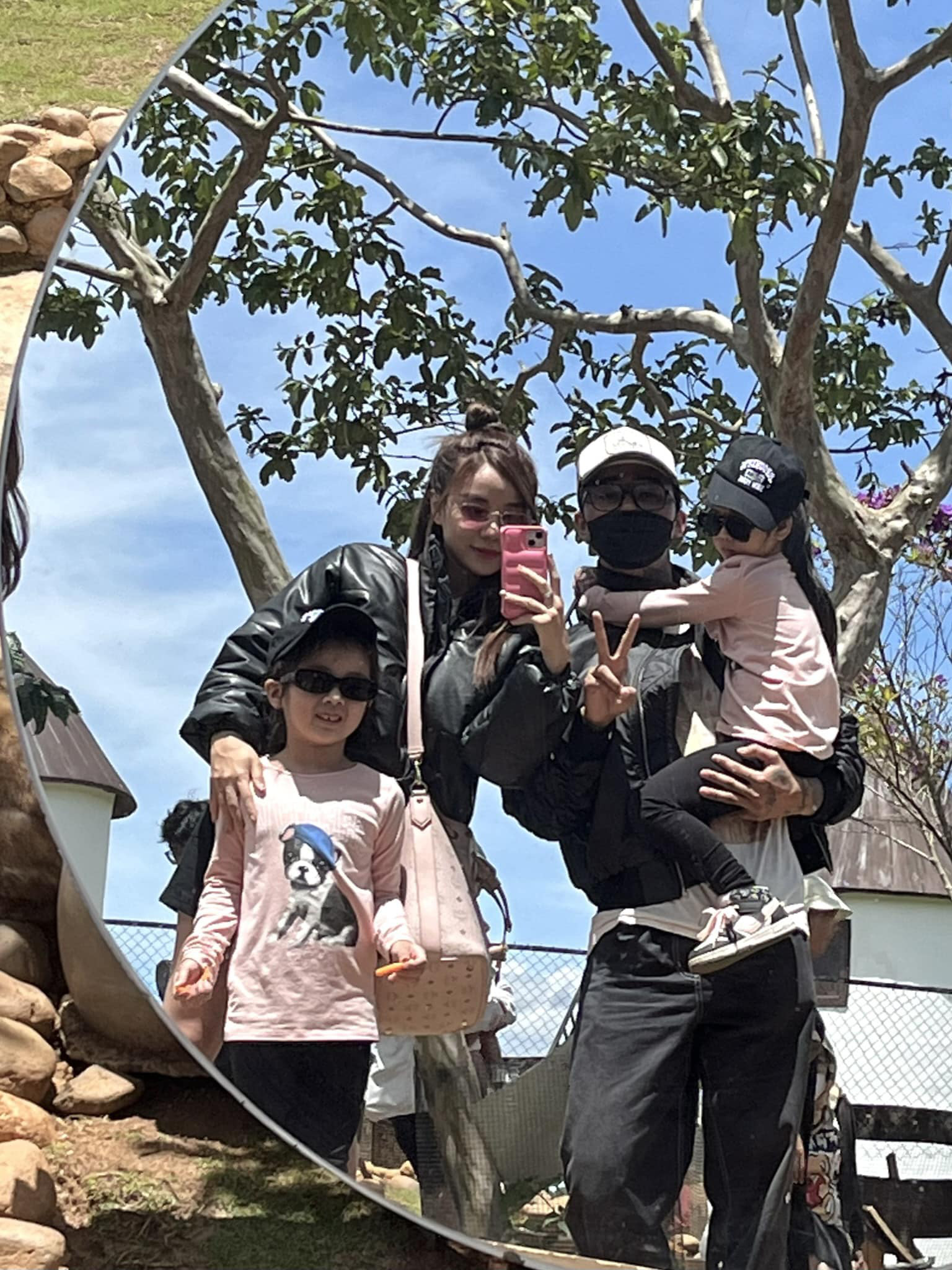 Đạt G và Cindy Lư lại công khai yêu đương lần nữa - Tuổi Trẻ Online