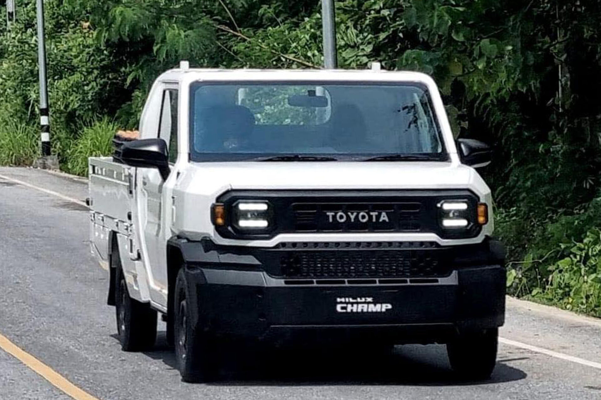 Toyota Hilux Champ có thể là bom tấn khi ra mắt Đông Nam Á tuần sau ...