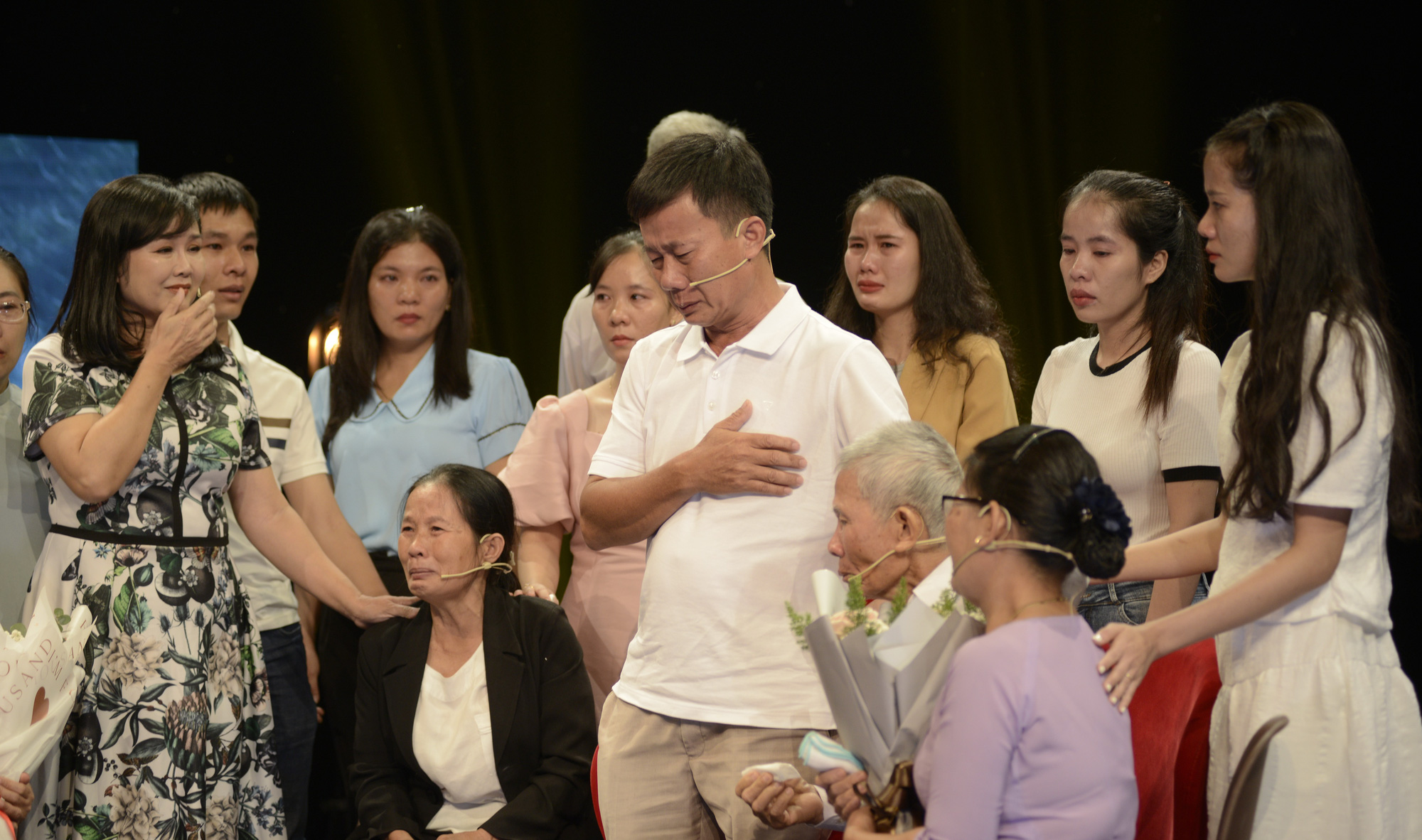 Như chưa hề có cuộc chia ly: Dù đau mấy cũng thành dĩ vãng - Tuổi Trẻ ...