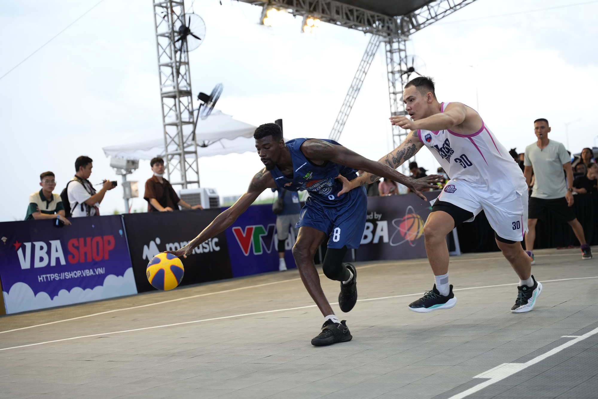 ‘Giải mã’ thành công của đội bóng rổ Việt Nam Hoop Dreams - Tuổi Trẻ Online