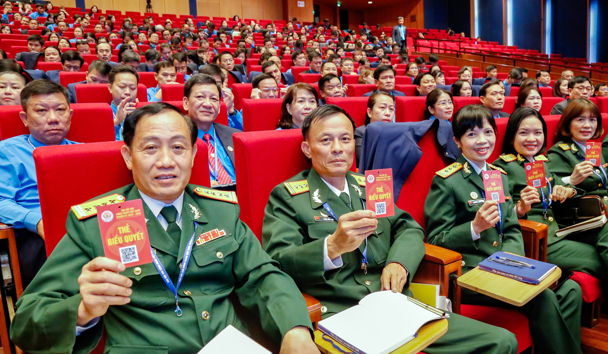 Đột phá để chăm lo người lao động tốt hơn - Tuổi Trẻ Online