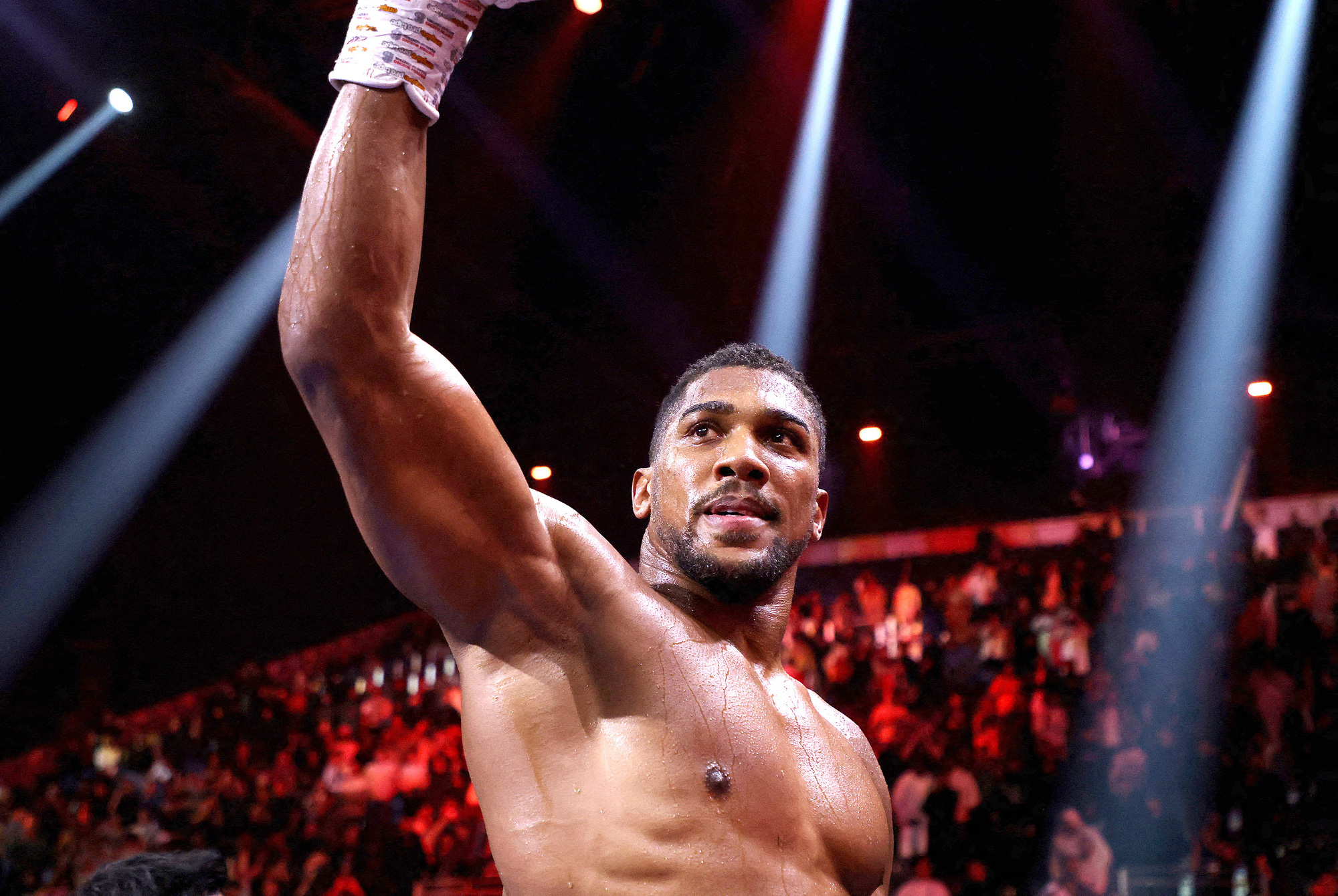 Anthony Joshua khôi phục vị thế - Tuổi Trẻ Online
