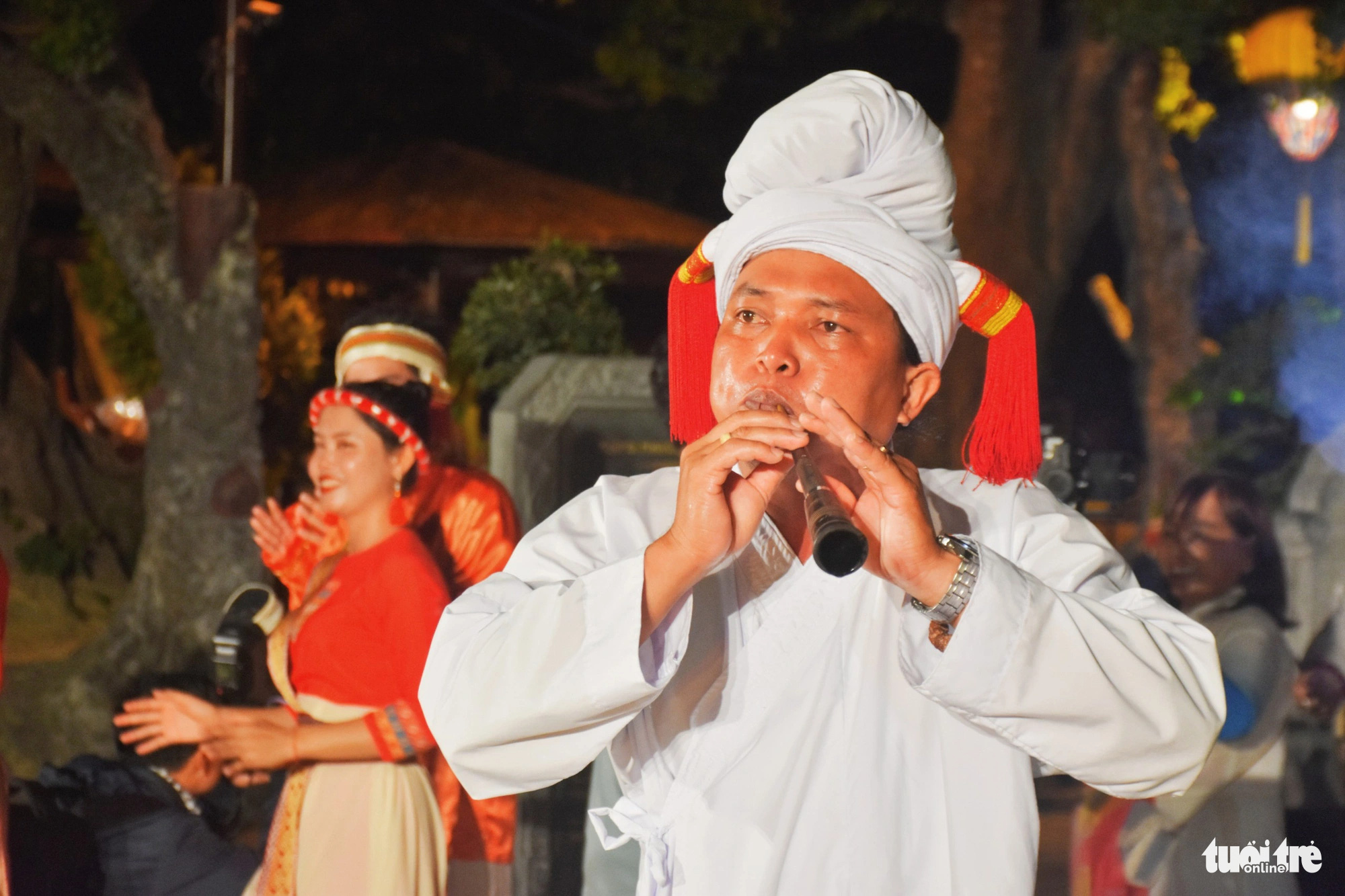 Chương trình nghệ thuật bán thực cảnh tại Tháp Bà Ponagar Nha Trang ...