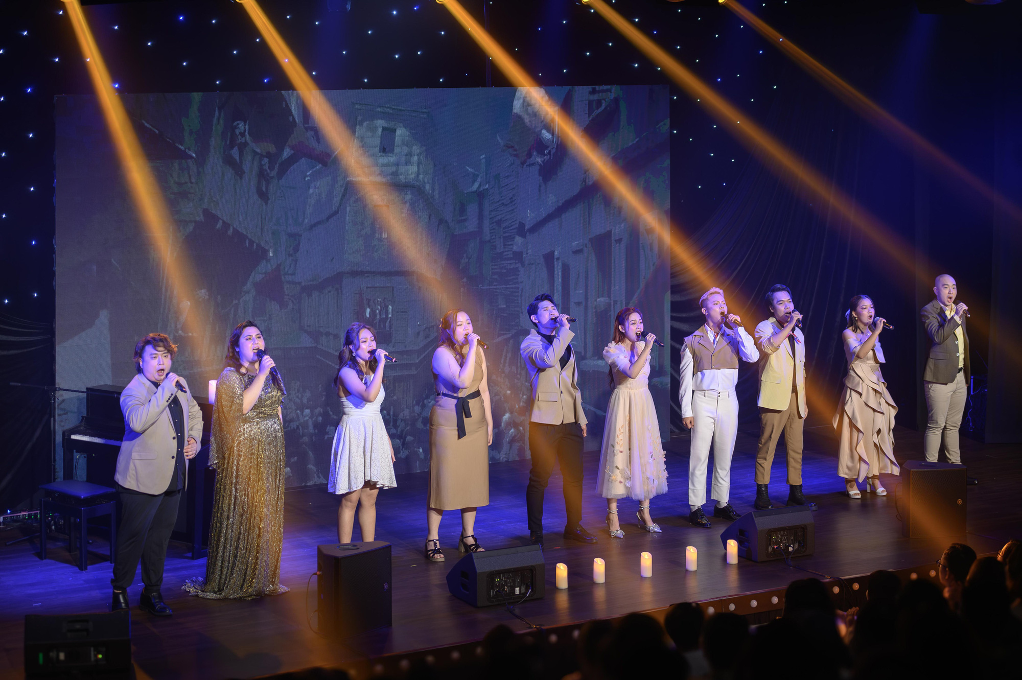 Sevinch, cô gái mang tên hạnh phúc ở sân khấu Thiên Đăng - Tuổi Trẻ Online