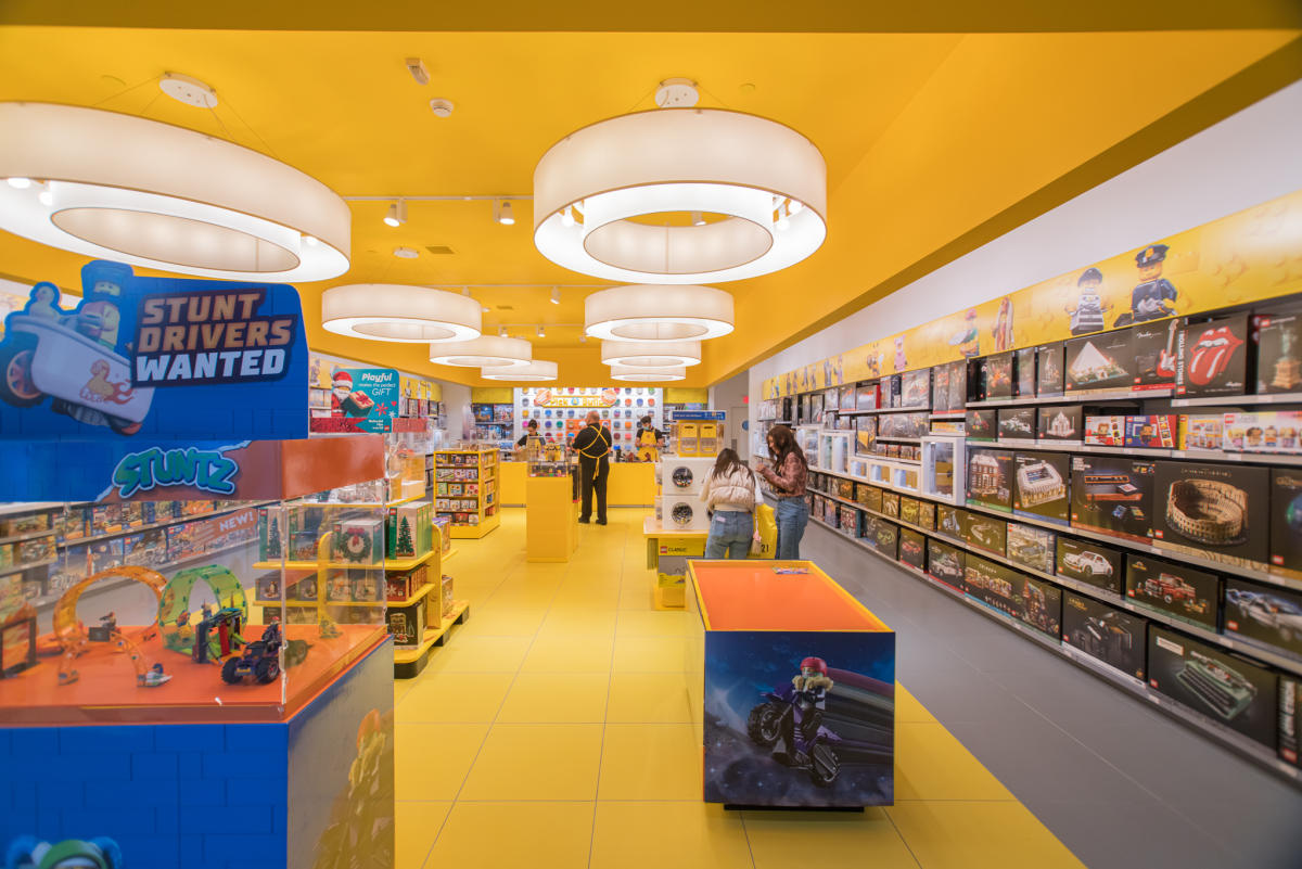 Tại sao rất nhiều nhân vật hoạt hình có màu vàng? - Tuổi Trẻ Online