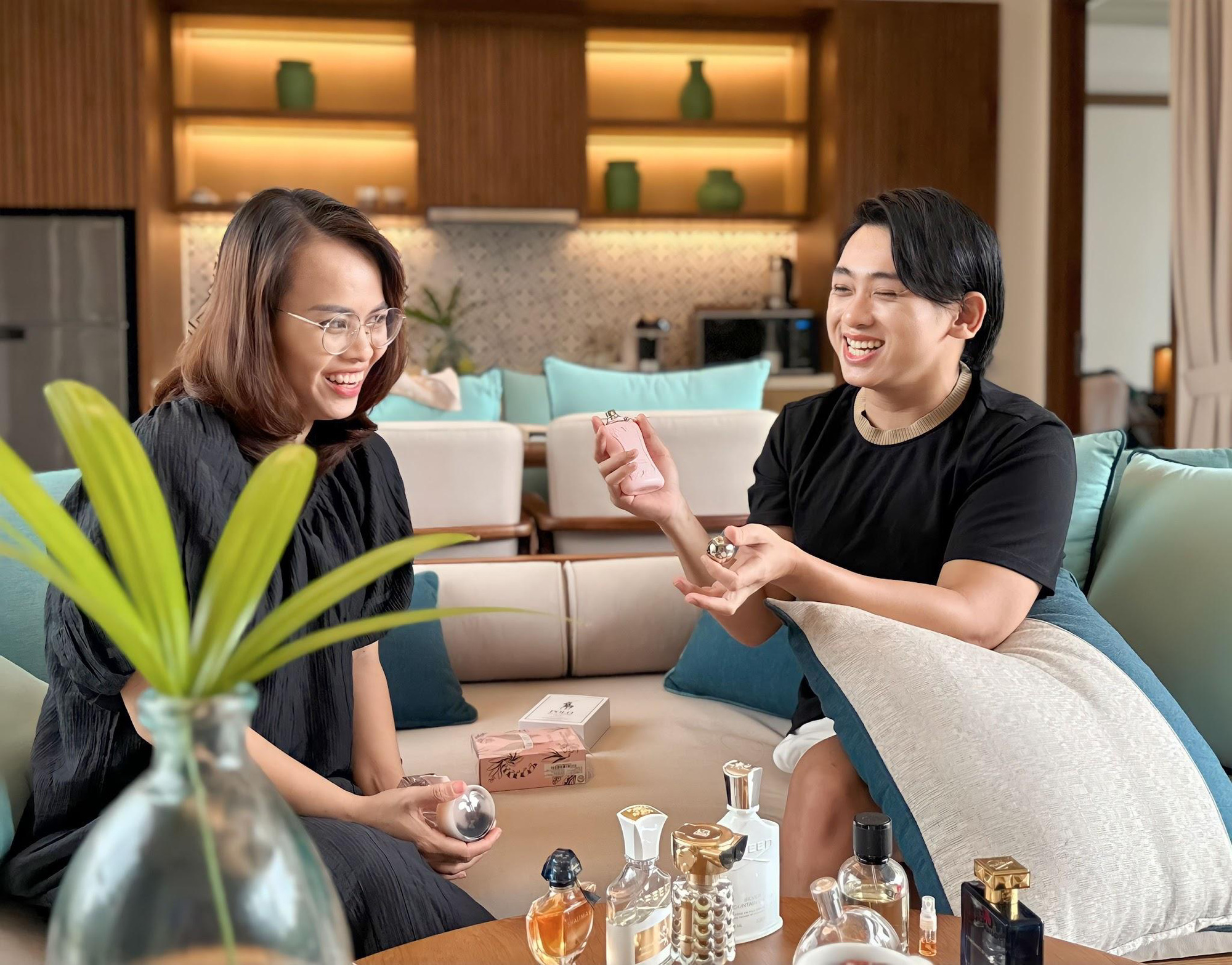 Ghé thăm cửa hàng nước hoa Tan Tran Beauty - Tuổi Trẻ Online