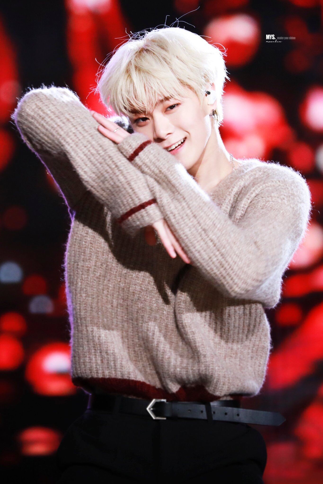 Moonbin: ‘Thật buồn và đáng tiếc khi phải tự kết thúc đời mình' - Tuổi ...