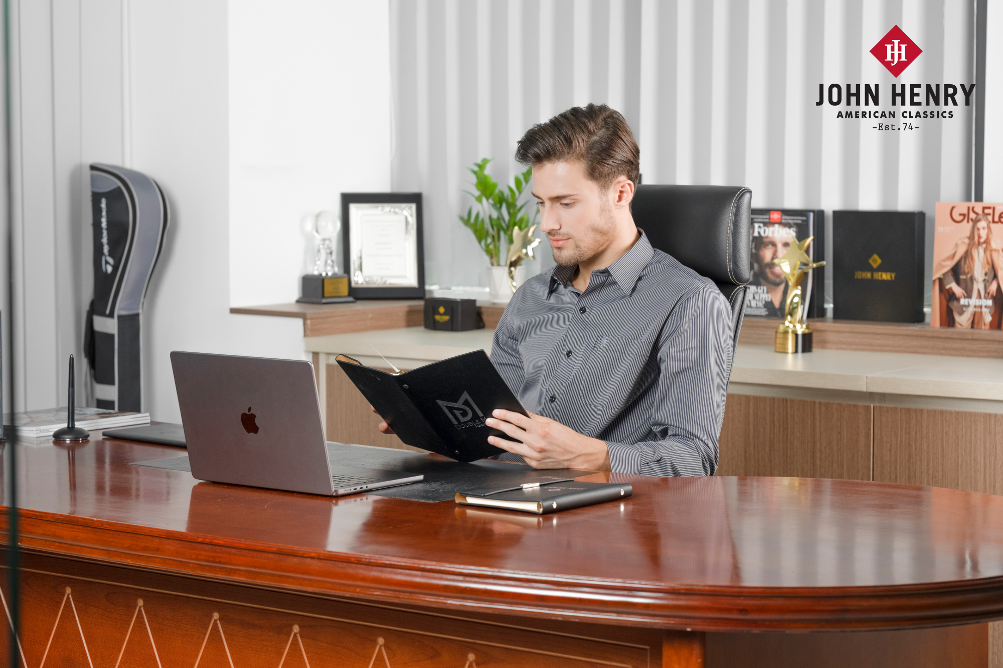 JOHN HENRY & Freelancer - Hành trình dệt ‘phong cách’ - Tuổi Trẻ Online