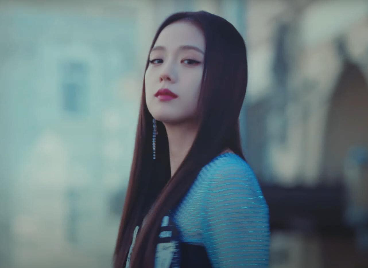 Jisoo được khuyên dừng debut làm ca sĩ, về đóng phim - Tuổi Trẻ Online