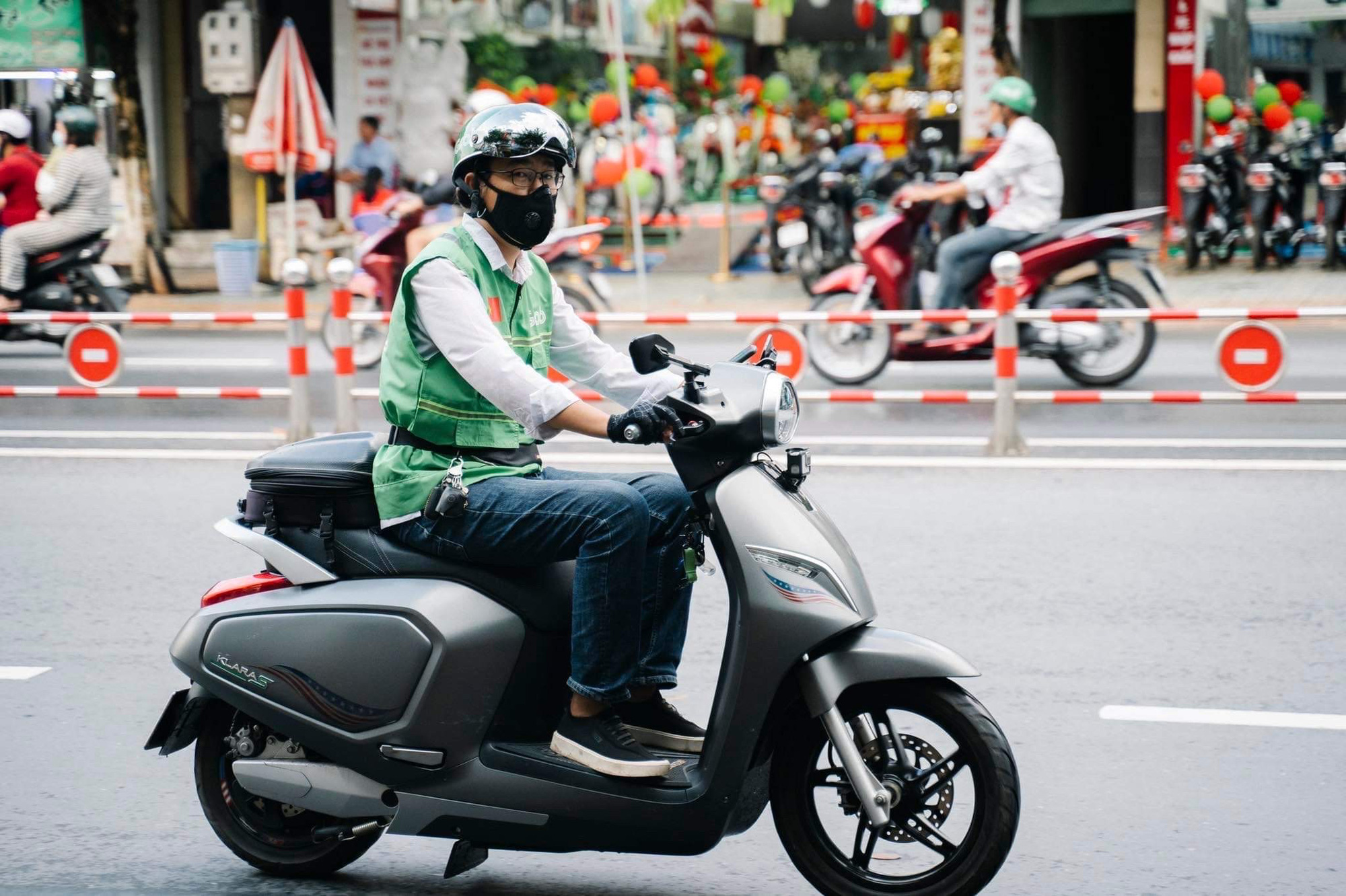 'Chạy xe công nghệ với xe máy điện là siêu lợi nhuận' - Tuổi Trẻ Online