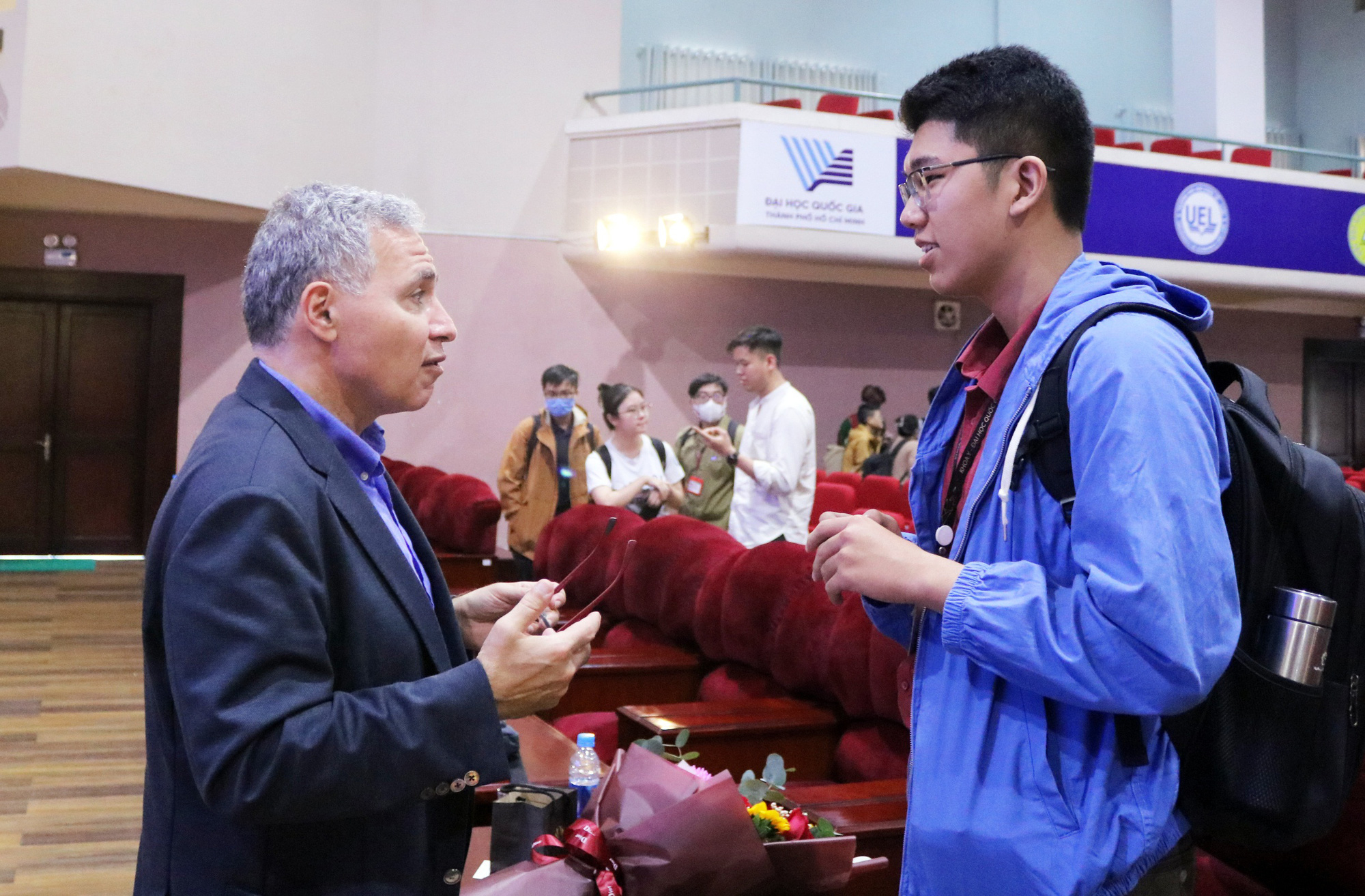 Chuyên gia 'VIP' tư vấn cho sinh viên Việt - Tuổi Trẻ Online