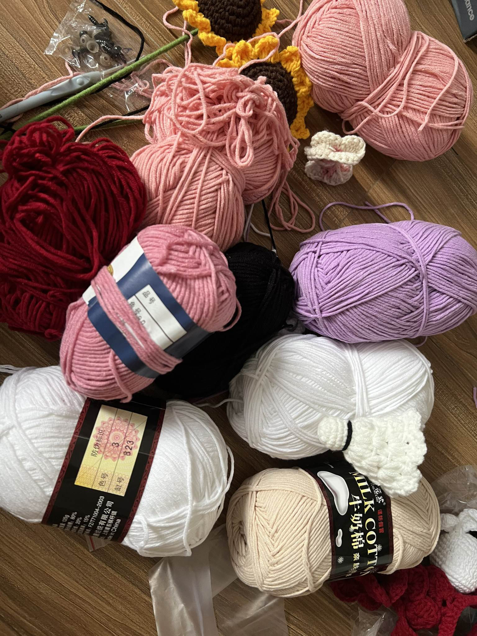 Teen kể chuyện "khởi nghiệp" với... móc len