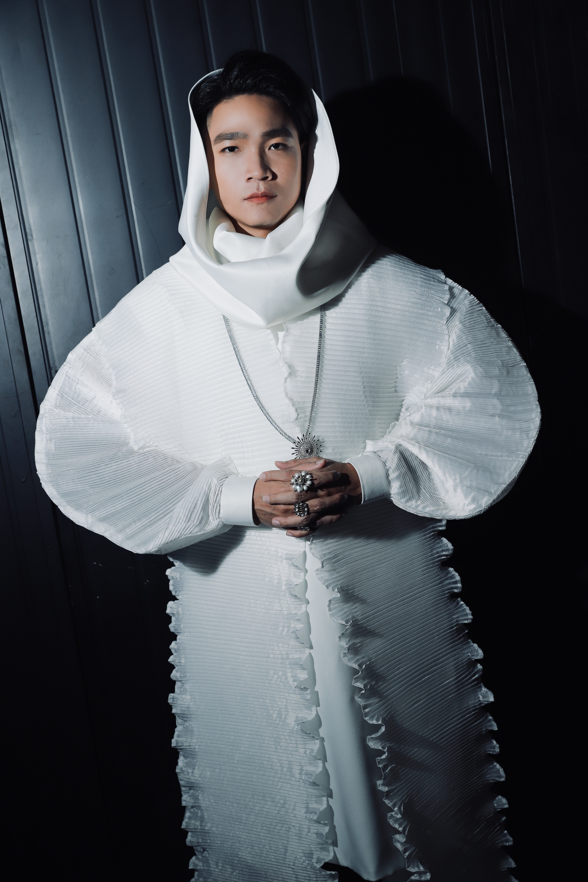 Rapper Wowy: “NSND – Tiến sĩ Bạch Tuyết là cây đại thụ thông thái, sáng ...