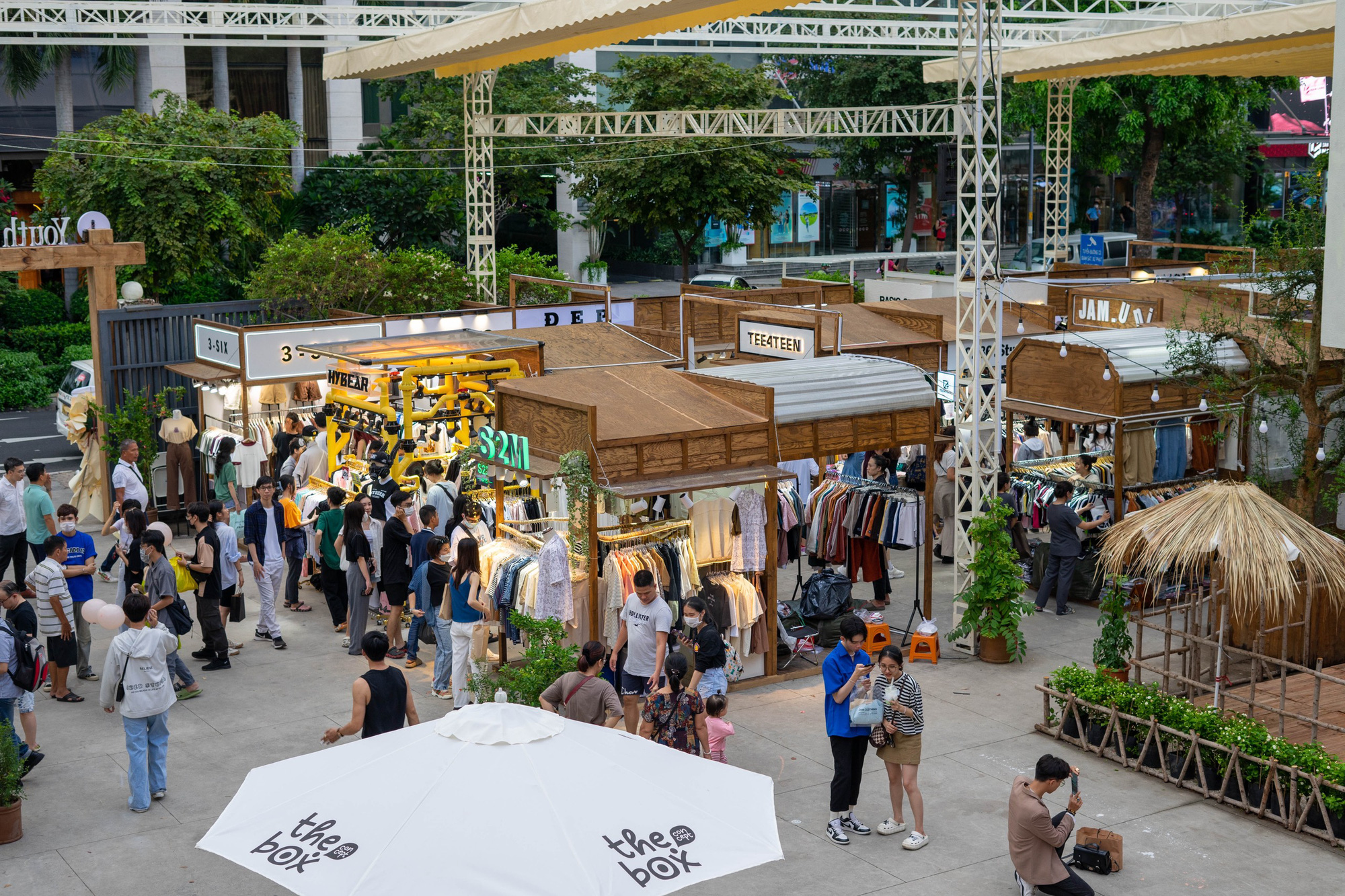 Youth Station: Địa điểm vui chơi cuối tuần dành cho bạn