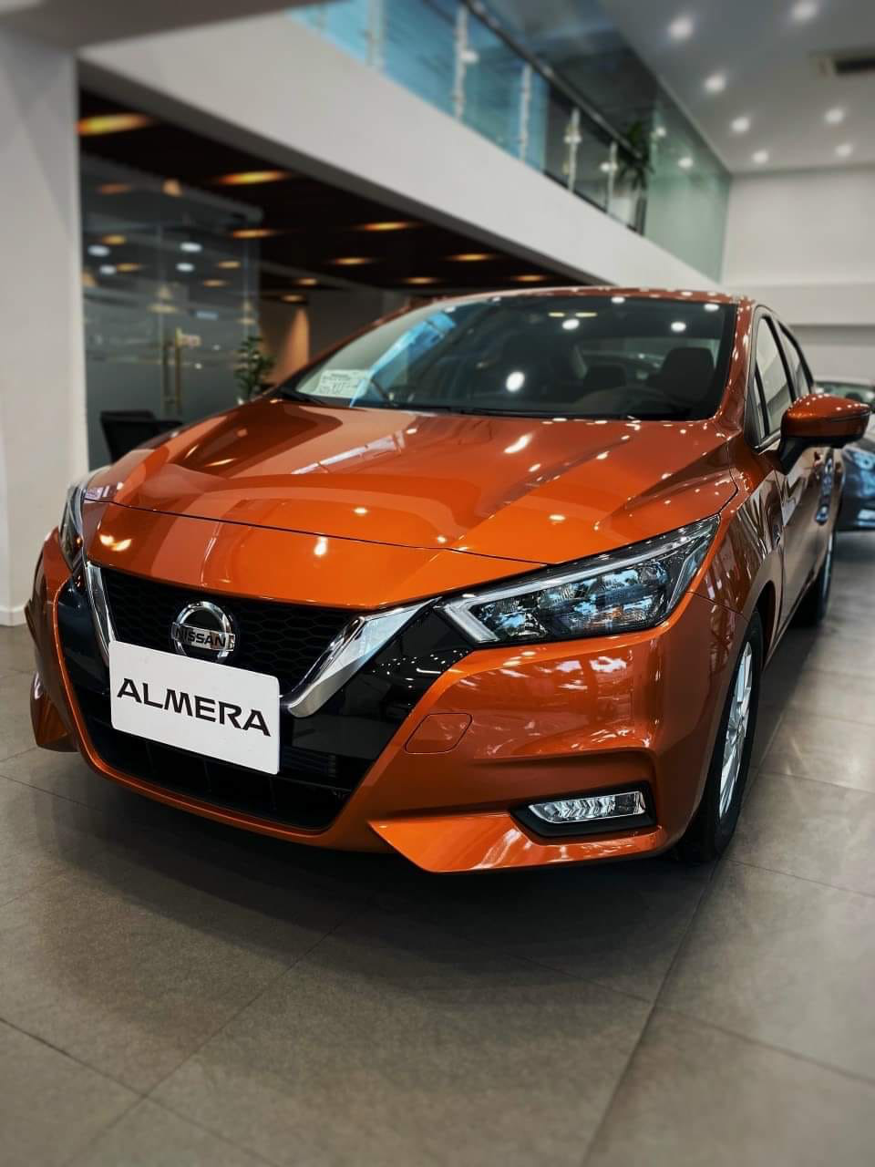 Tin tức giá xe: Nissan Almera giảm giá mạnh, đua doanh số với xe lắp ráp - Tuổi Trẻ Online