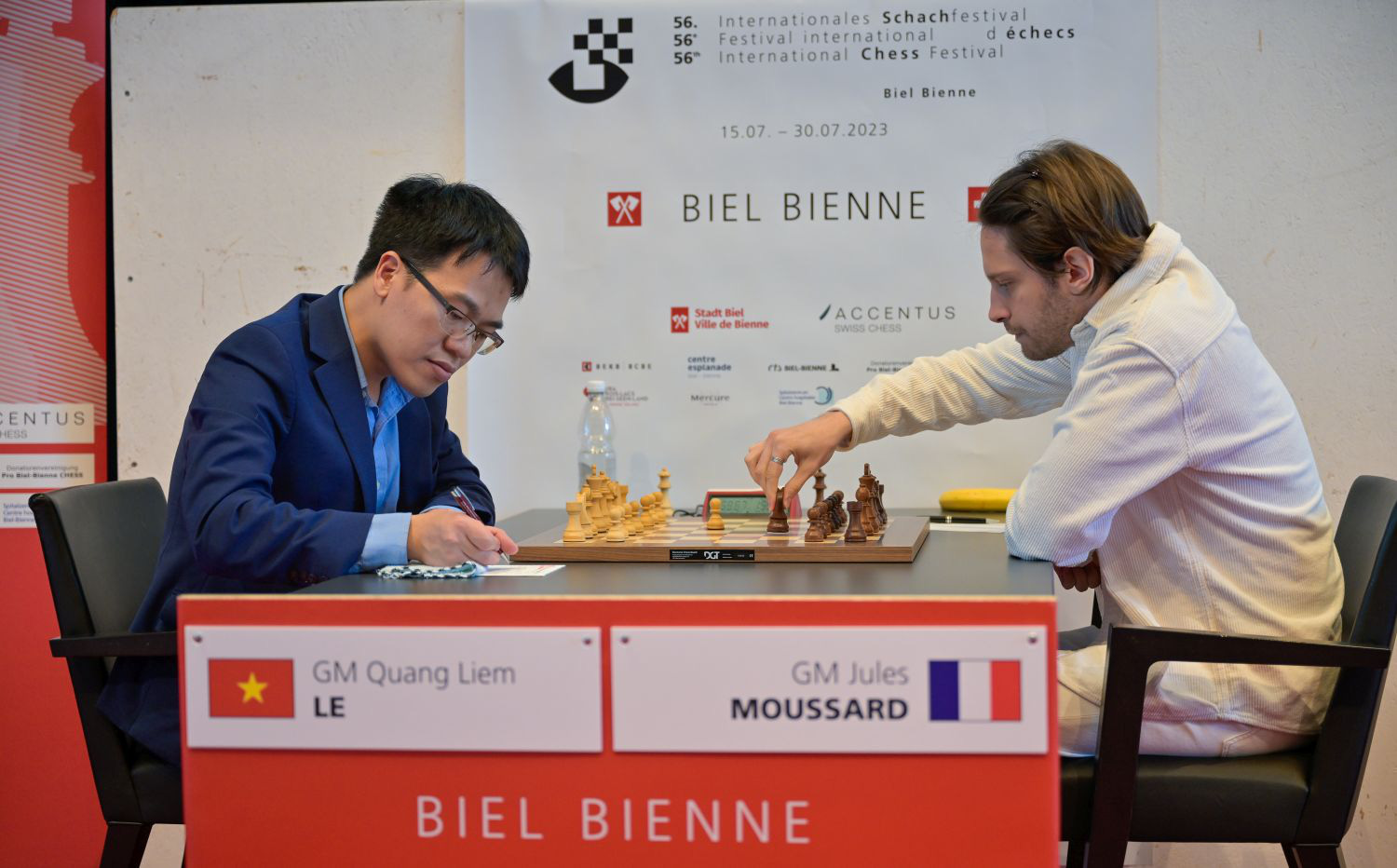 Lê Quang Liêm mất ngôi đầu Lễ hội cờ vua Biel - Tuổi Trẻ Online