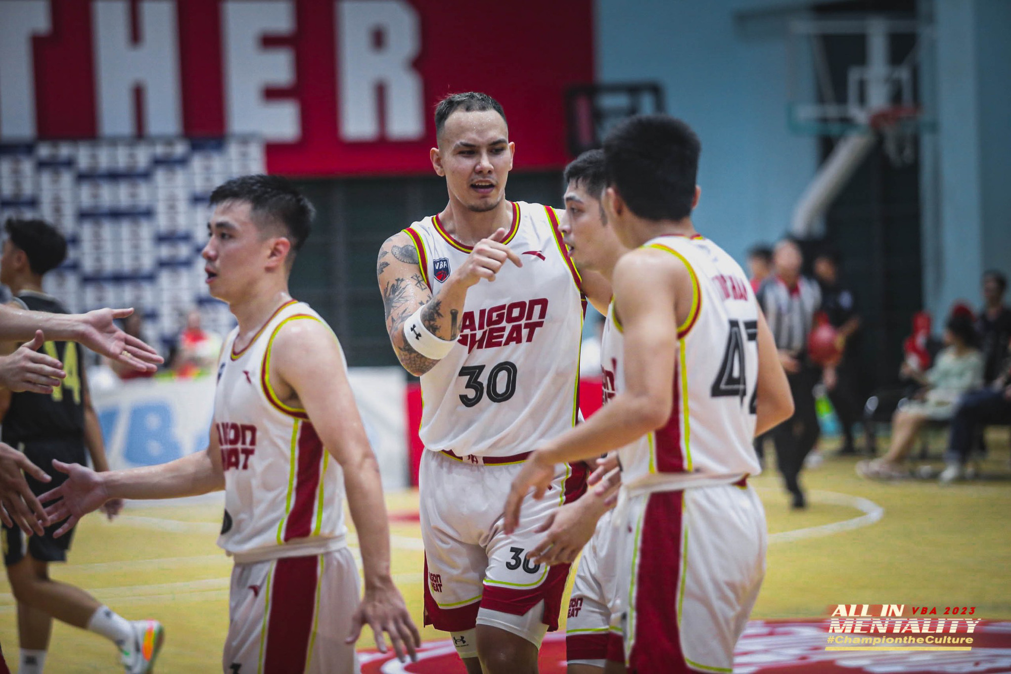 Thủ quân Saigon Heat trở lại sau một nửa vòng bảng - Tuổi Trẻ Online