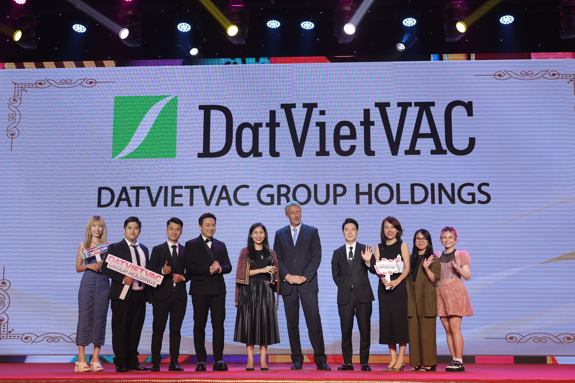 DatVietVAC lần thứ 4 liên tiếp chinh phục HRAA (2019-2023) - Tuổi Trẻ ...