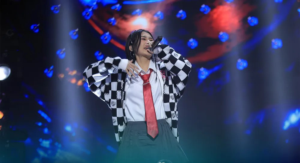 Rapper Umie lên tiếng vì vướng “hợp đồng nô lệ”