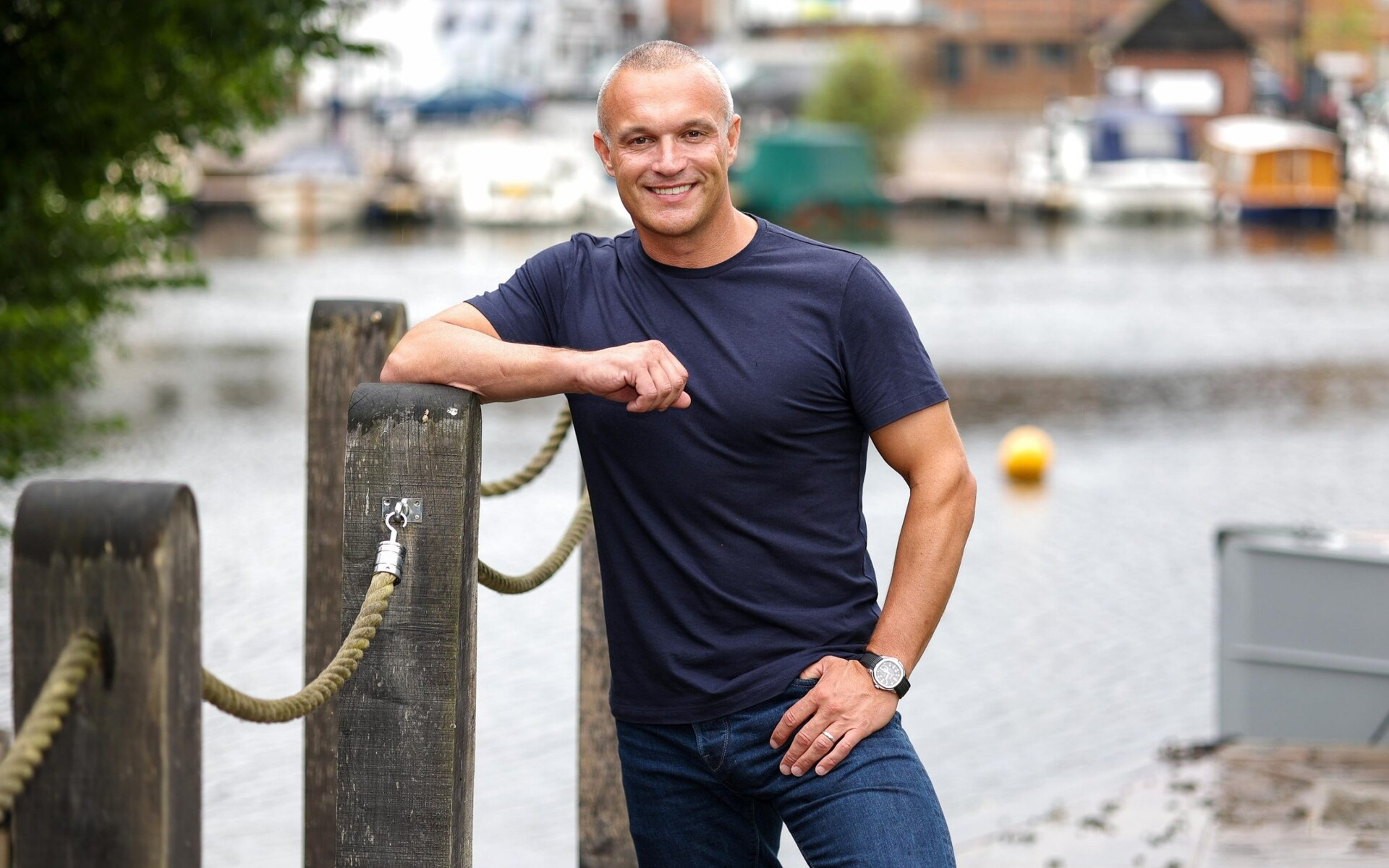 Doanh nhân triệu phú: 'Nhiều tiền tôi cũng không mua Ferrari' - Tuổi ...