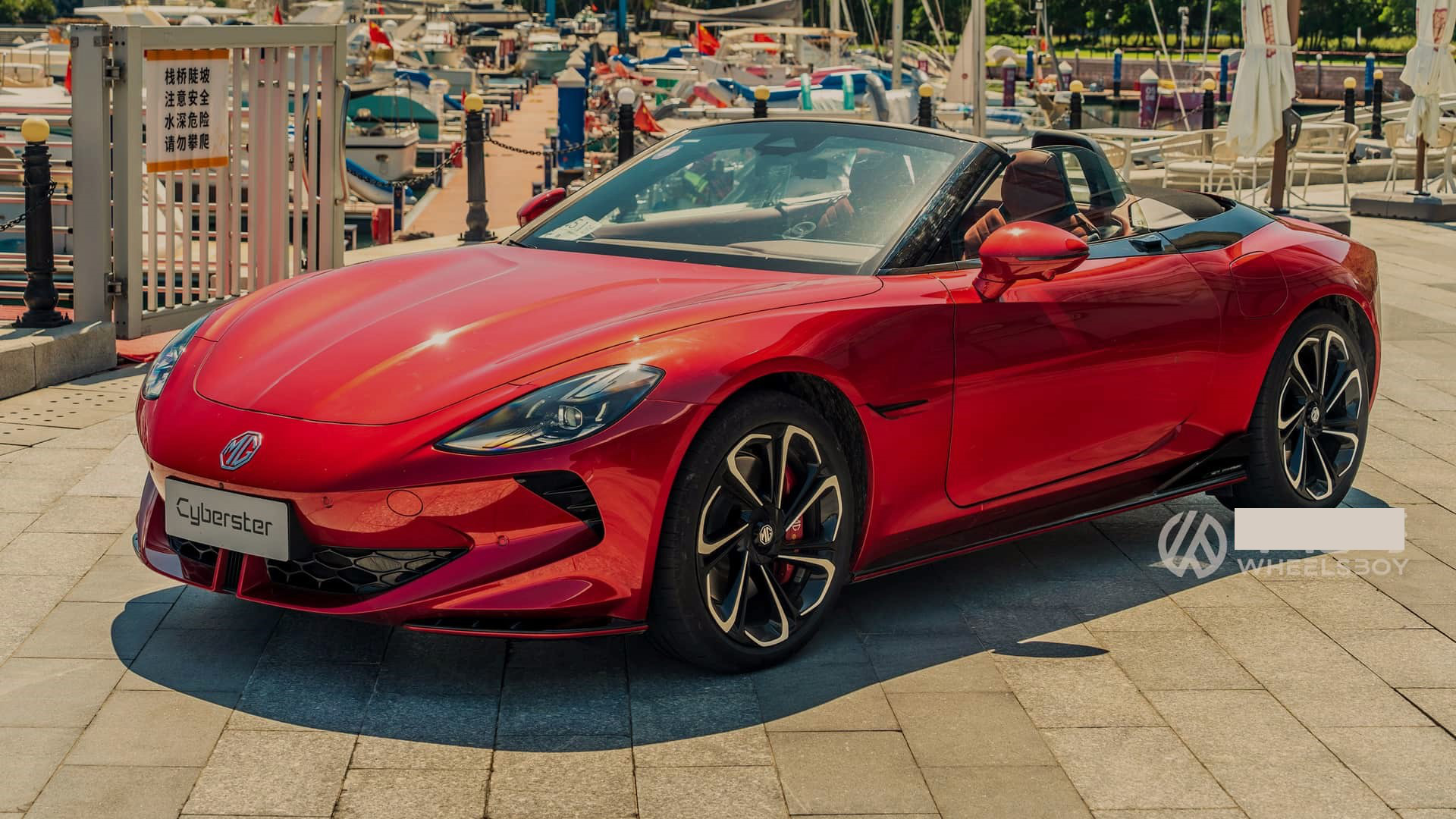 Xe vừa ra mắt Việt Nam MG Cyberster: Nhiều điểm mạnh, có điểm yếu không ngờ - Tuổi Trẻ Online