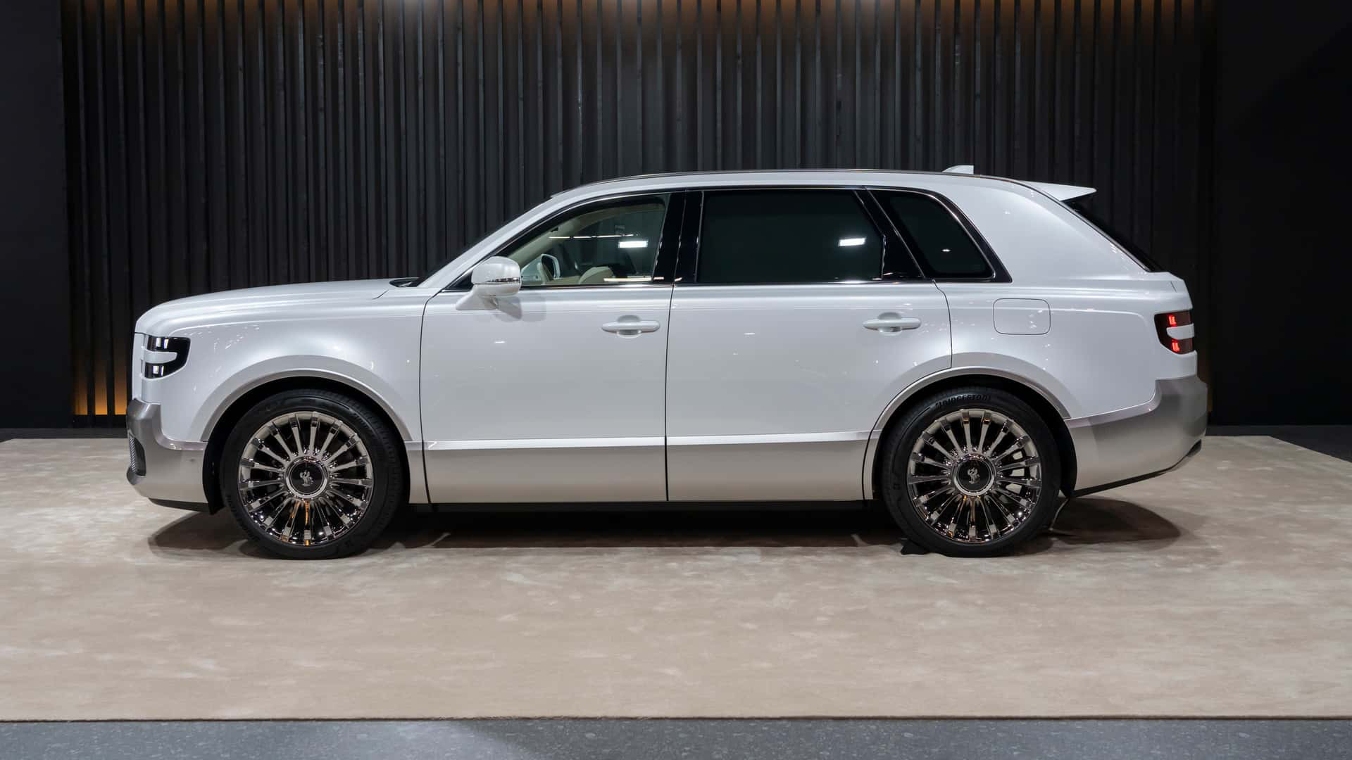 Toyota Century SUV ra mắt: Đỉnh cao xe sang của Toyota, đắt hơn cả ...