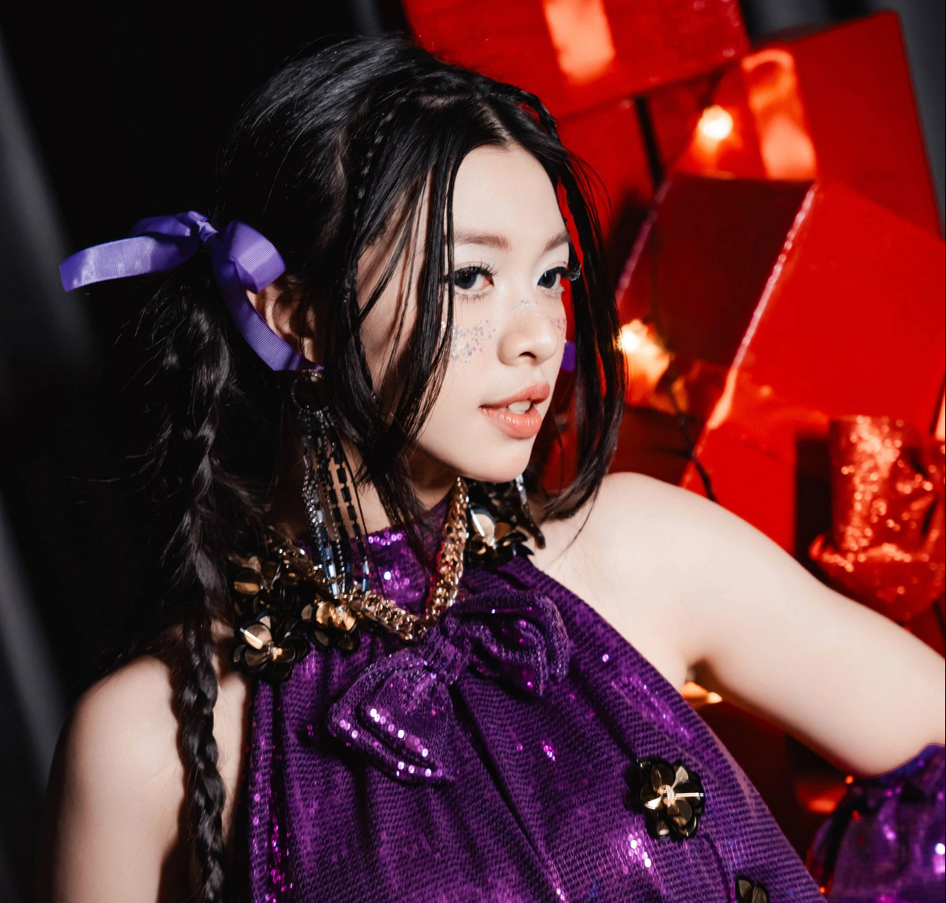 Vũ Phụng Tiên còn xa lạ với khán giả dù nhạc rất quen vì Lệ lưu ly ...