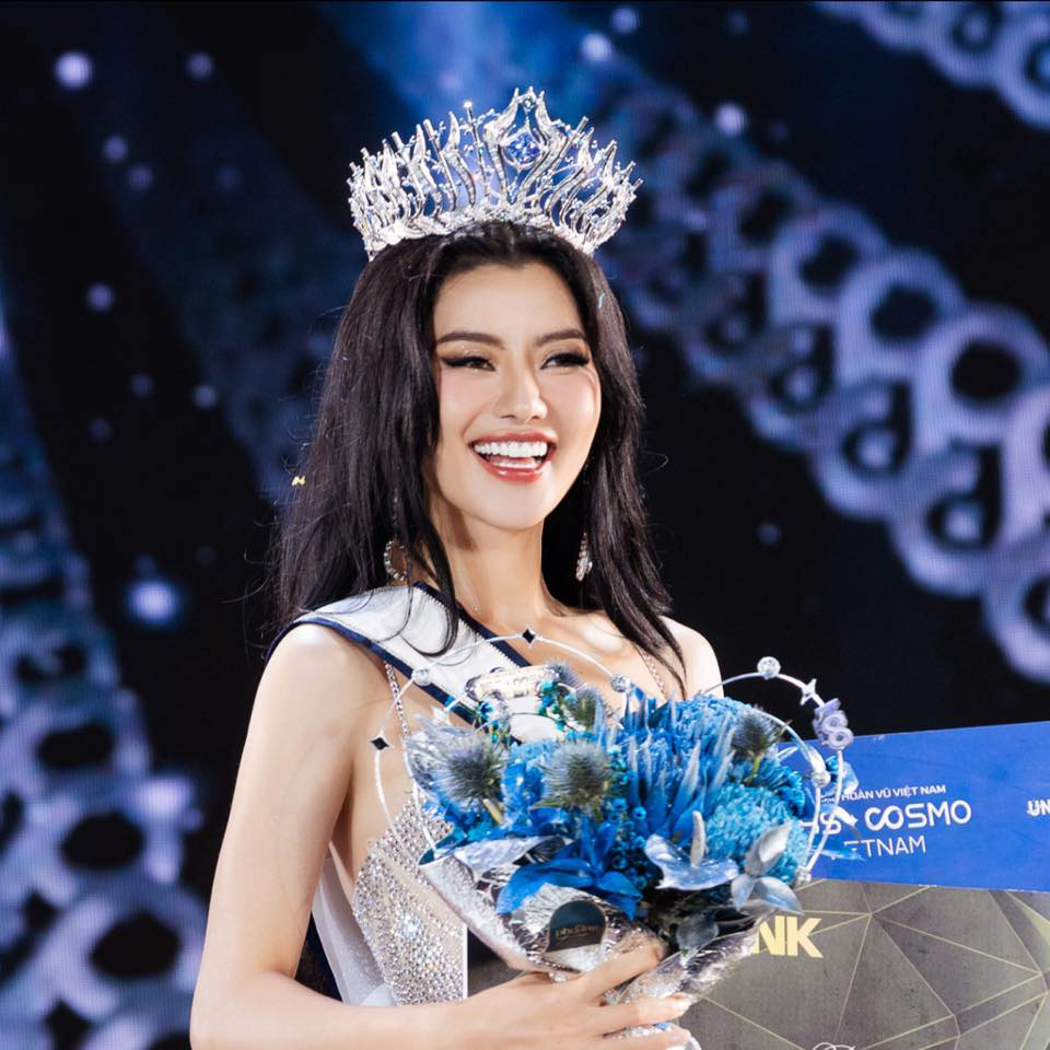 Hoàng Nhung tuyên bố không muốn vào showbiz, vui mừng với ngôi á hậu ...