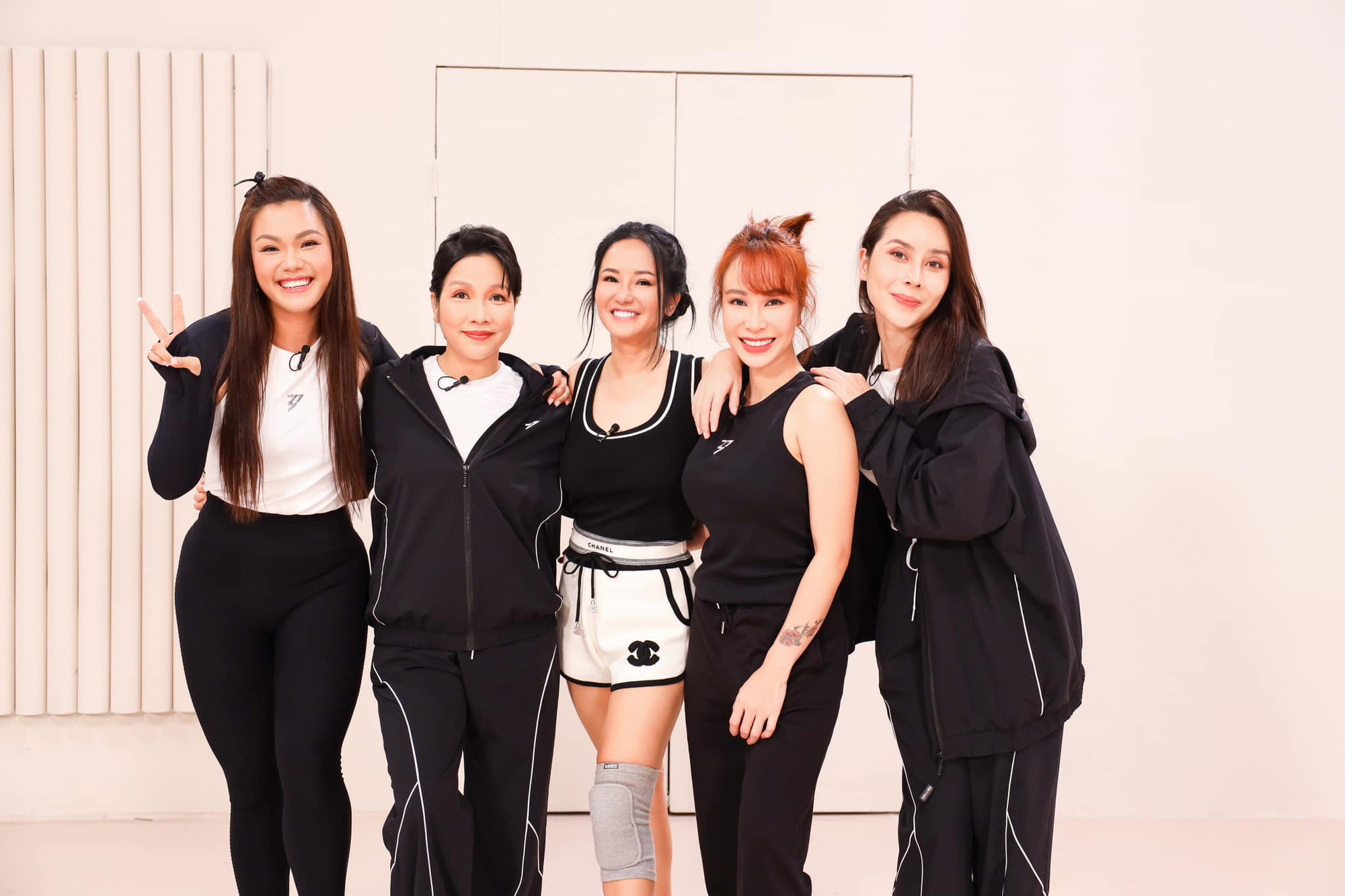 Mỹ Linh ngầm xác nhận Lưu Hương Giang và Hồ Hoài Anh đã ly hôn - Tuổi ...