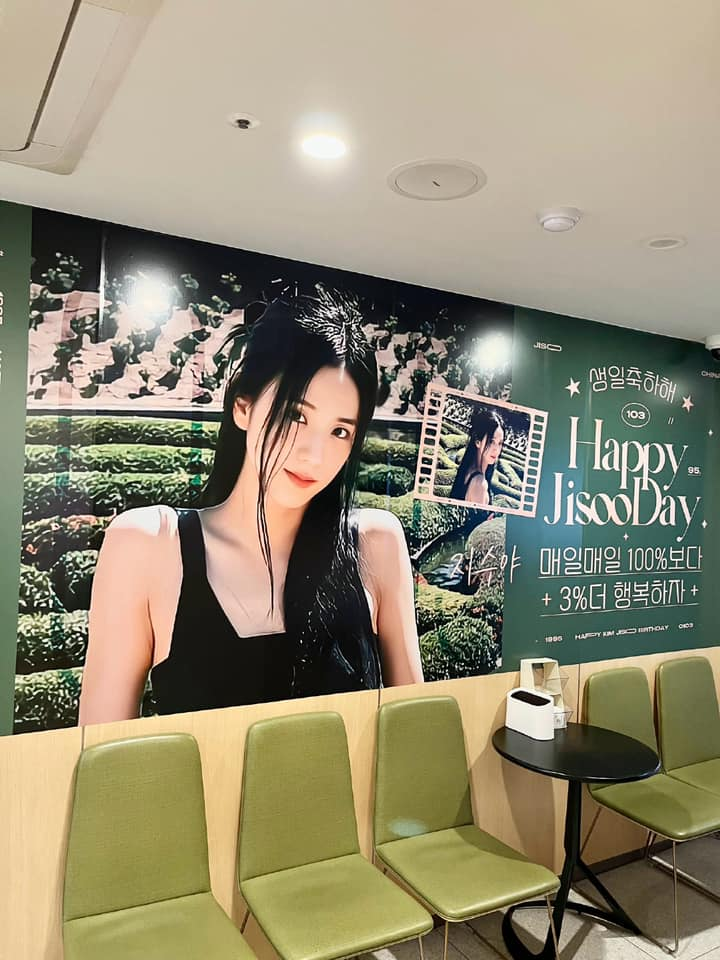 Jisoo (BLACKPINK) đón sinh nhật tuổi 29
