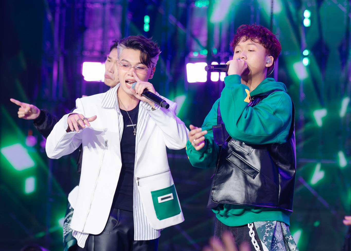 Em út ICY Famou$ quá chiến, bị chê mặt rỗ, xấu trai B Ray vẫn cứu NGẮN ...