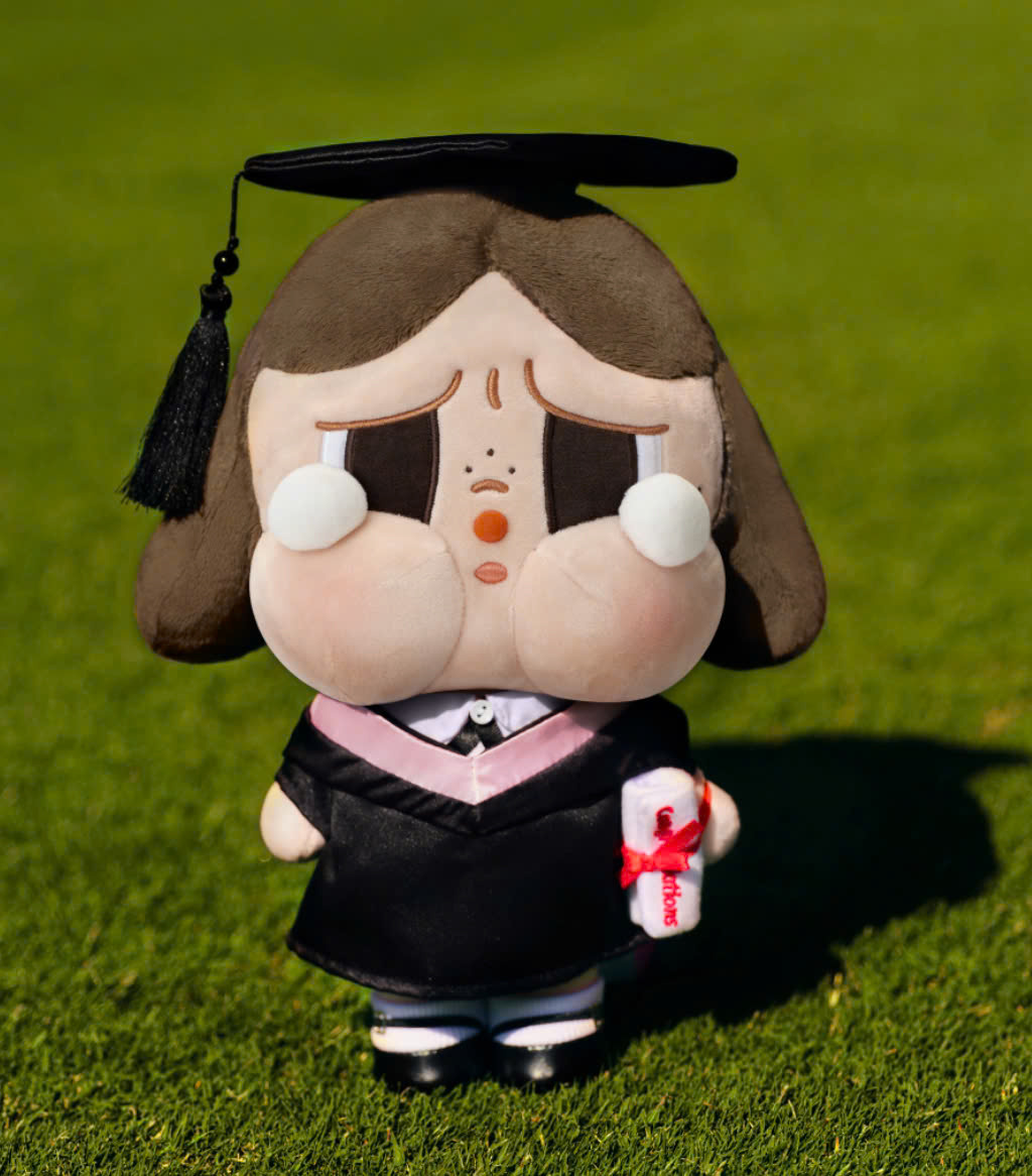 Crybaby - art toy soán ngôi Baby three, Labubu có gì đặc biệt?