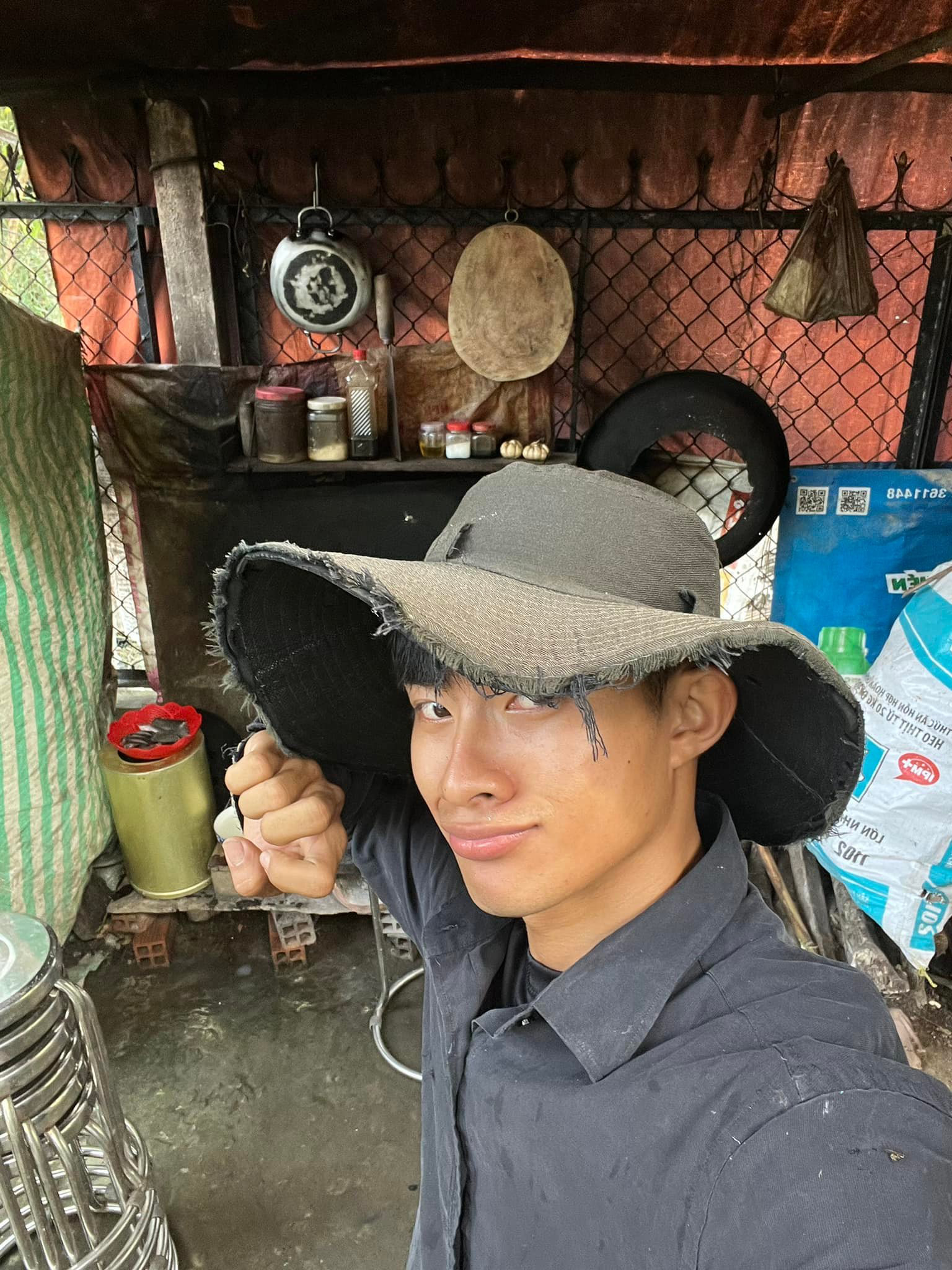 Nhiều nghệ sĩ Việt đu trend 'ăn đám giỗ bên cồn' của Lê Tuấn Khang ...