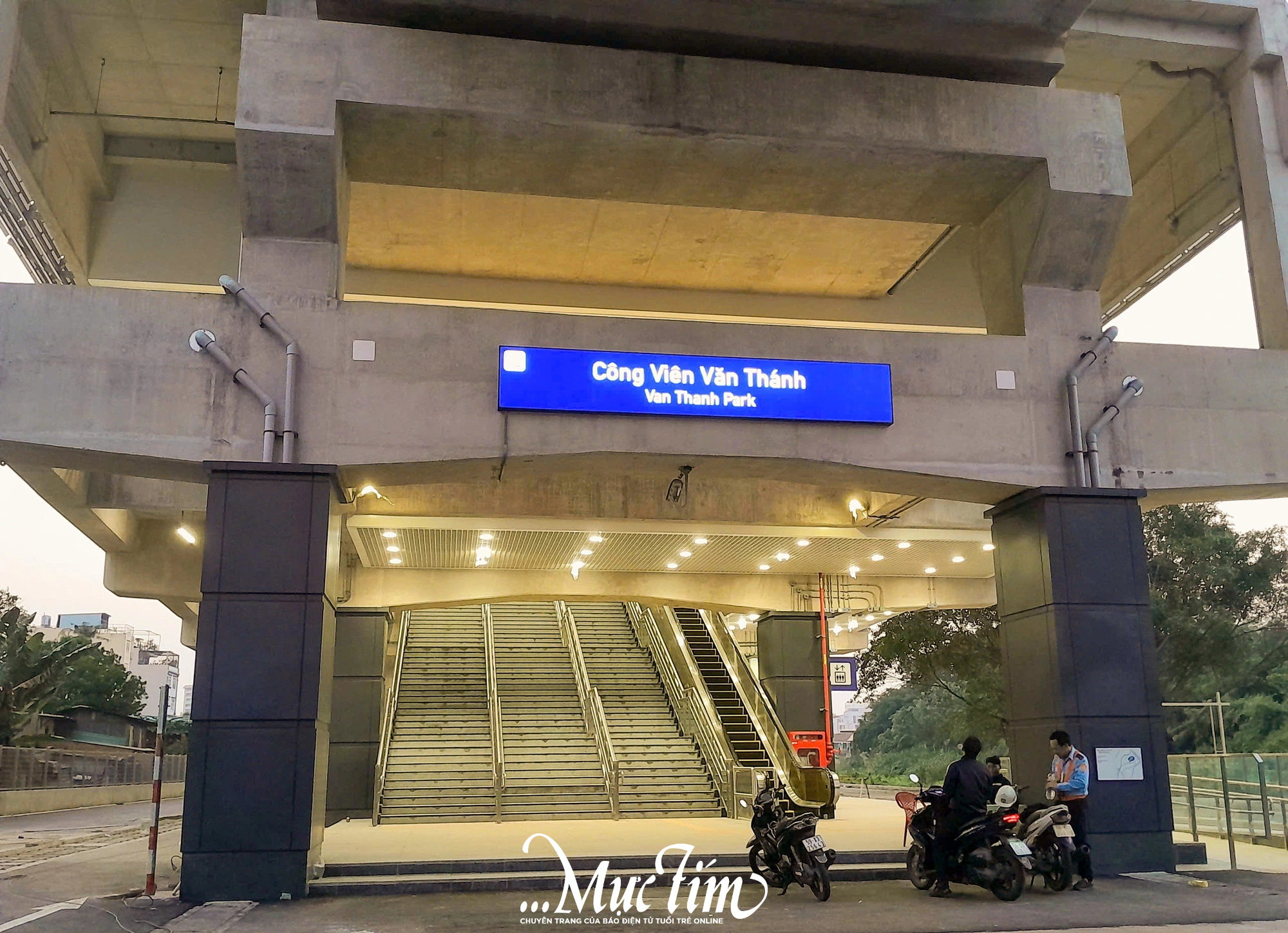 Ga metro Văn Thánh và Tân Cảng có những địa điểm vui chơi, ăn uống nào?